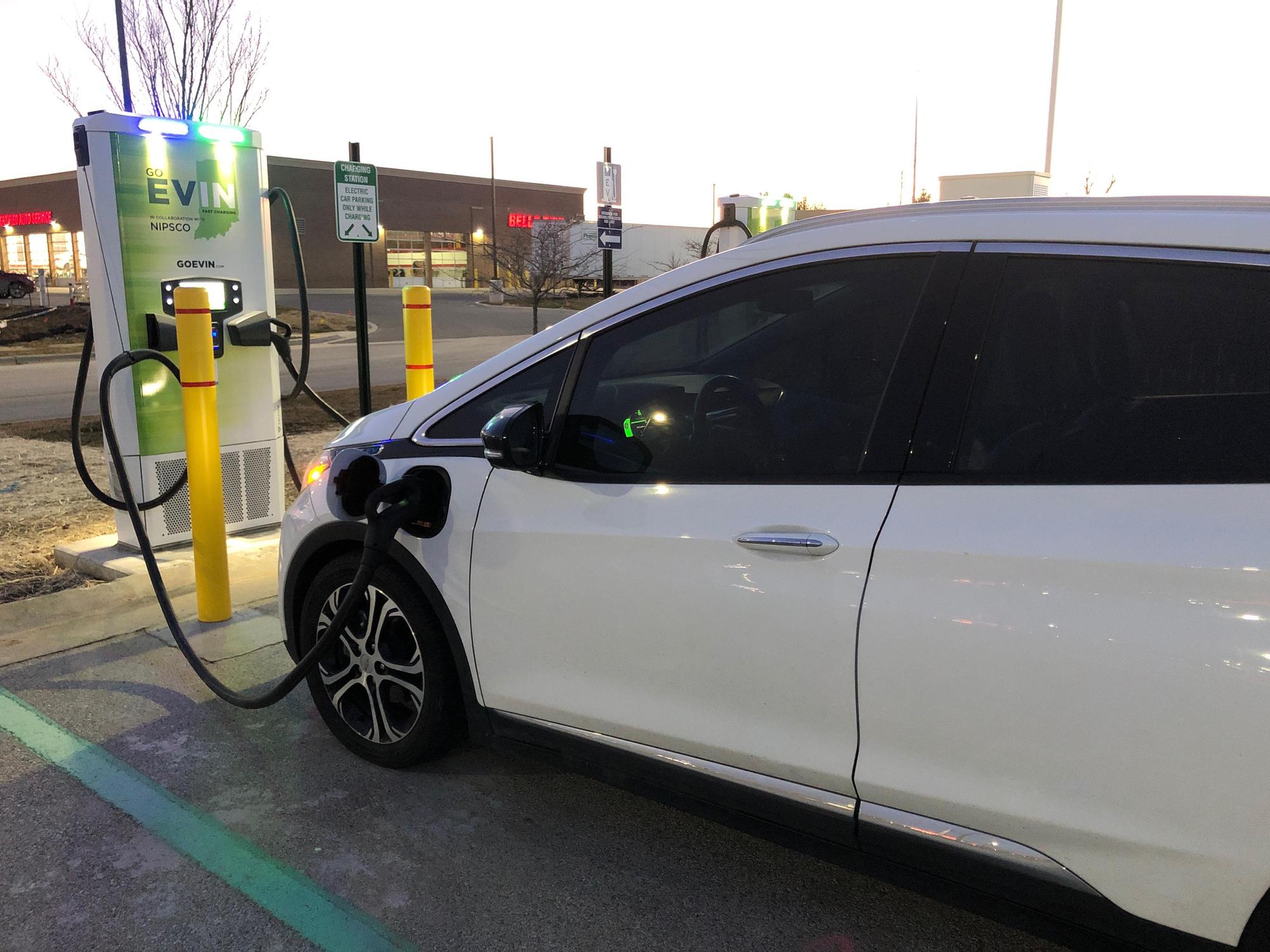 Meijer Valparaiso, IN | Valparaiso, IN | EV Station