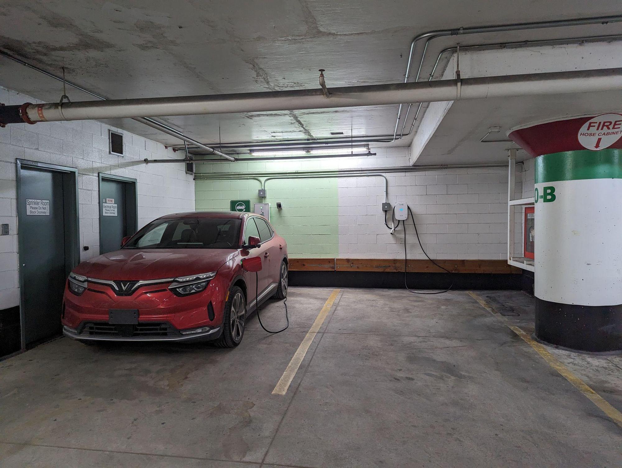 MTCC South Parking | Toronto, ON | EV Station