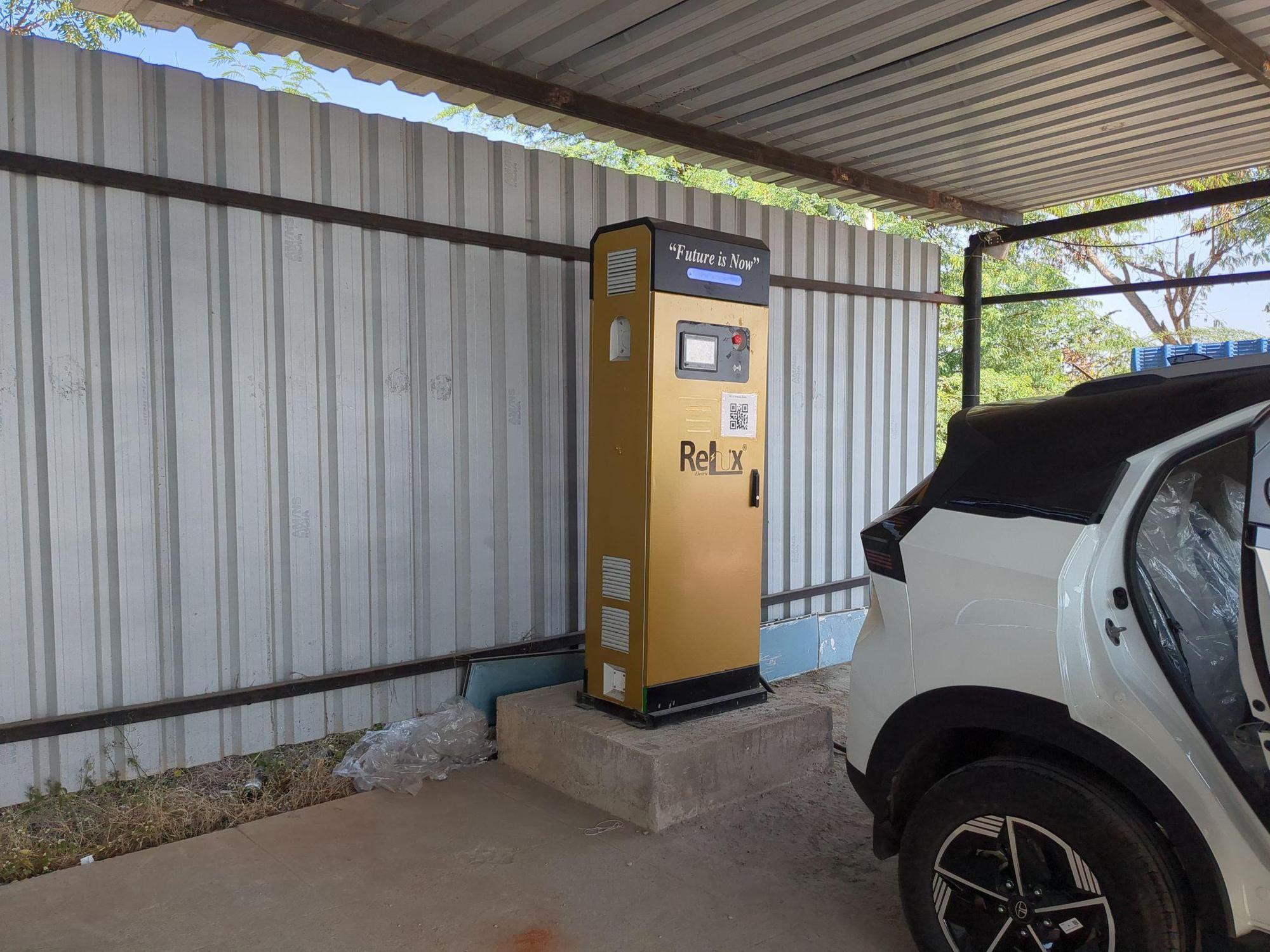 Vaniyambadi Toll gate -Relux (40 kW) | Chennai, TN | EV Station