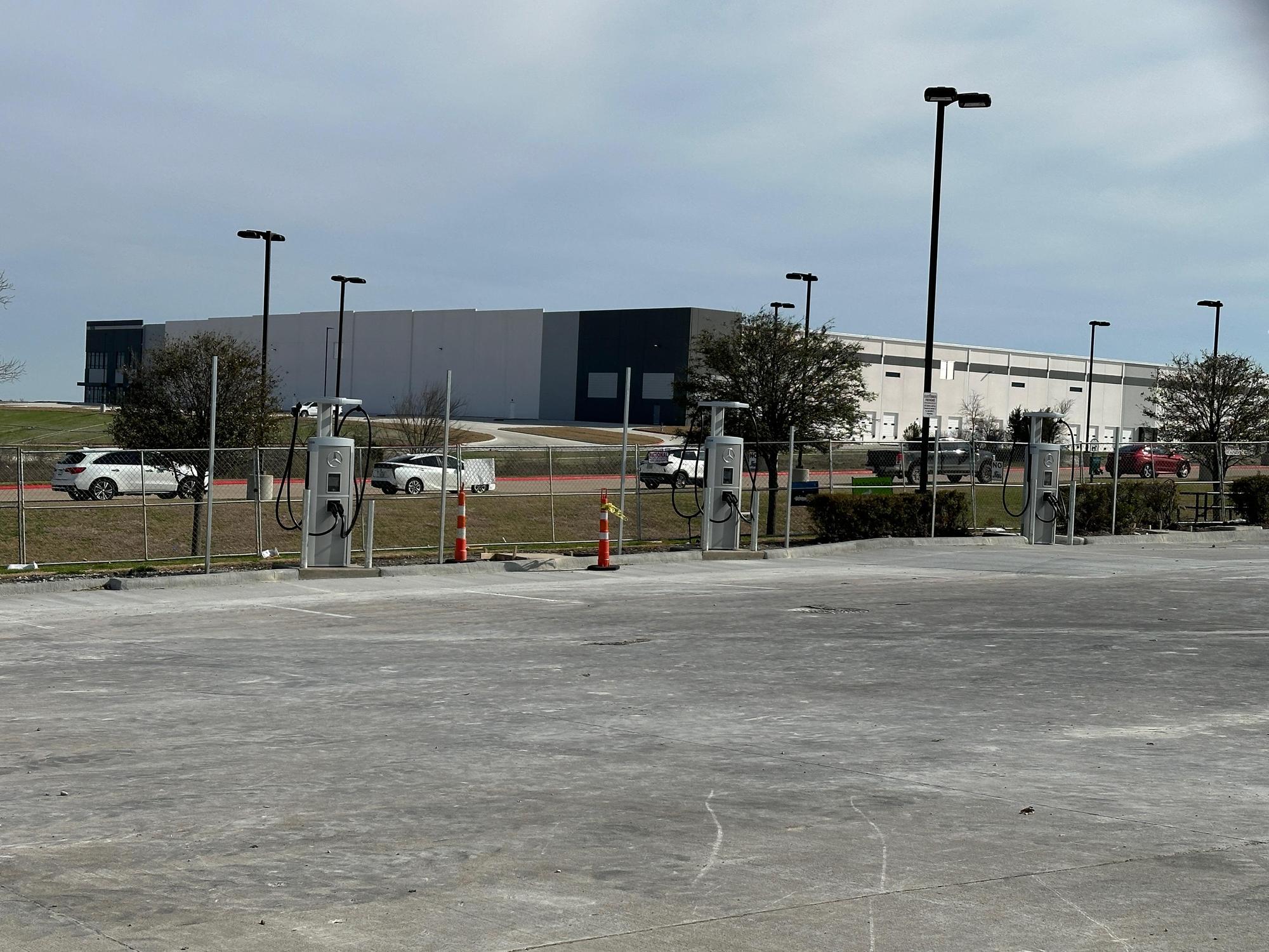 Buc-ee's Temple, TX | Mercedes-Benz High-Power Charging | Temple, TX ...
