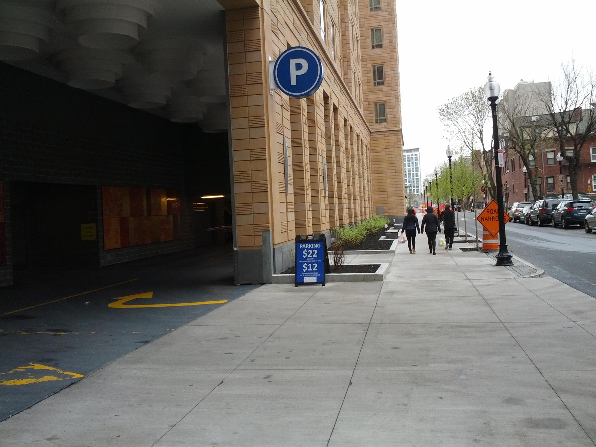 One Greenway | Boston, MA | EV Station