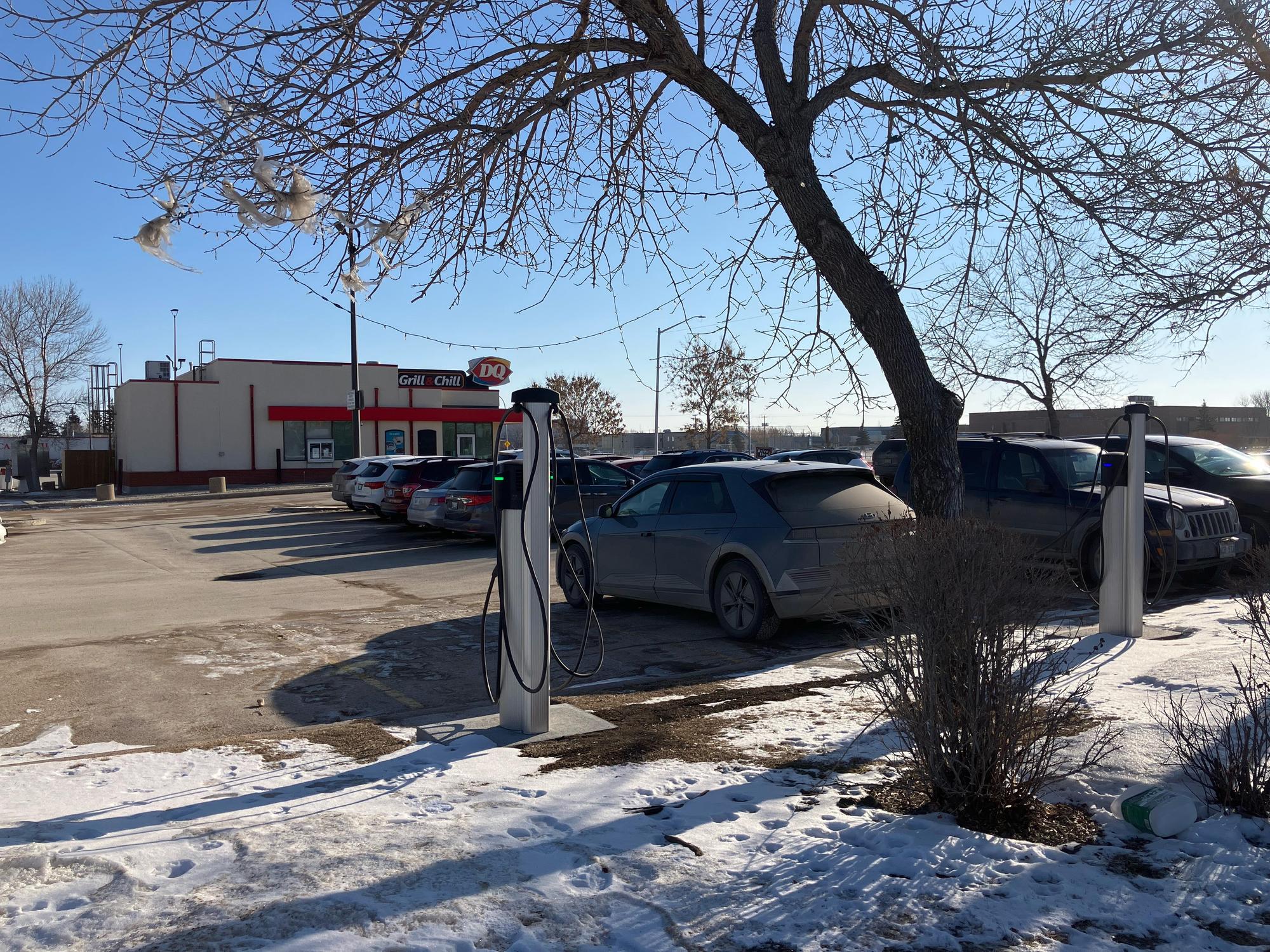 Whyte Ridge | Winnipeg, MB | EV Station