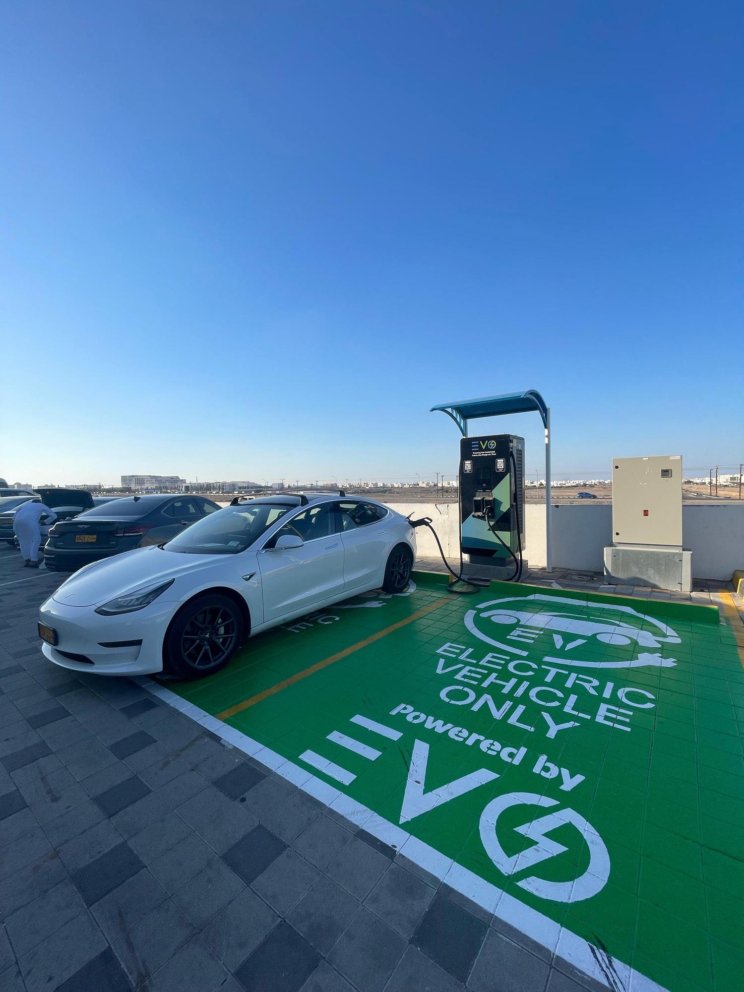 Oman Oil Service Station - Halban | Sib, Muscat Governorate | EV Station