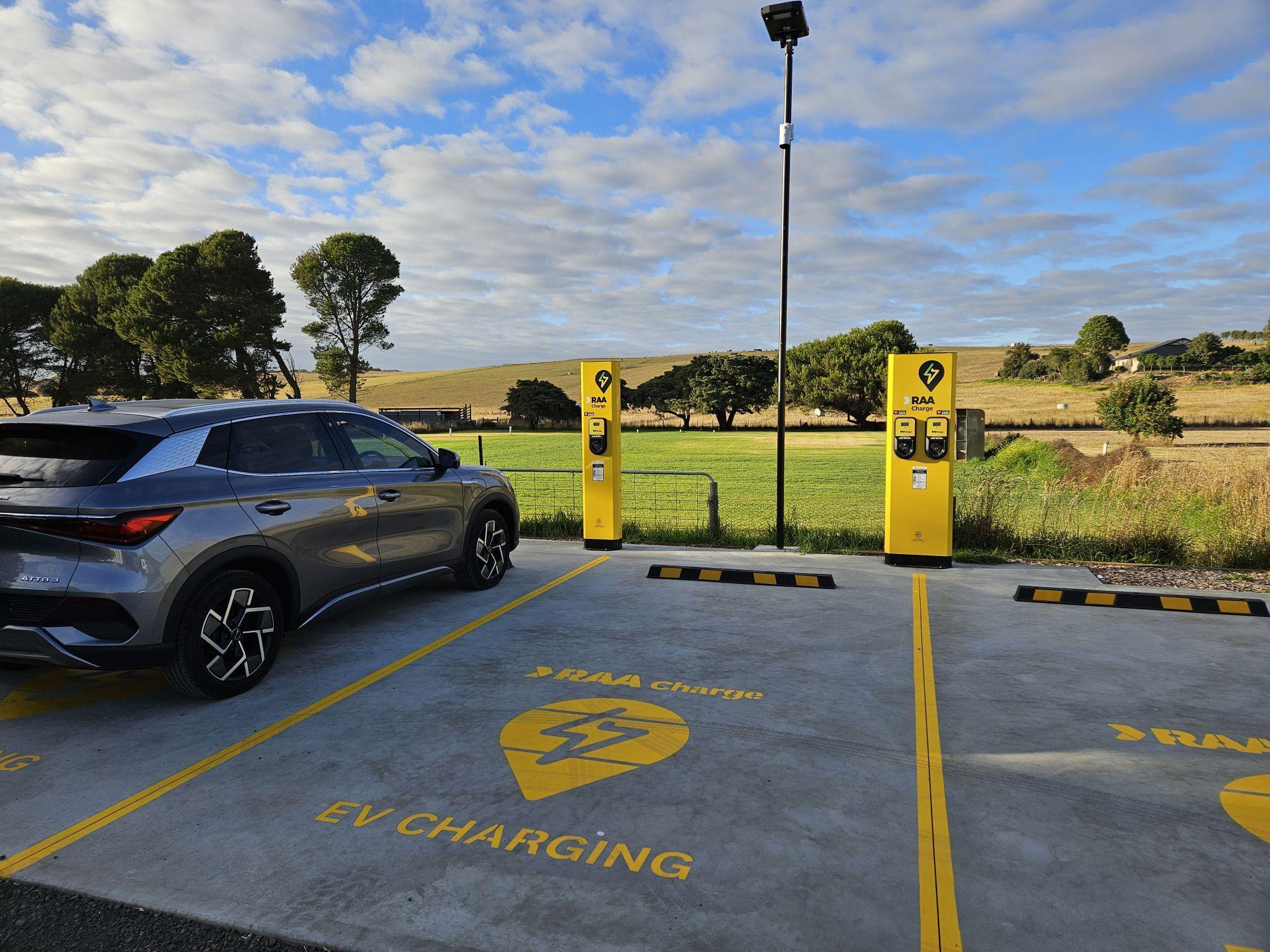 Pine Country Caravan Park Mt Gambier | Moorak, SA | EV Station