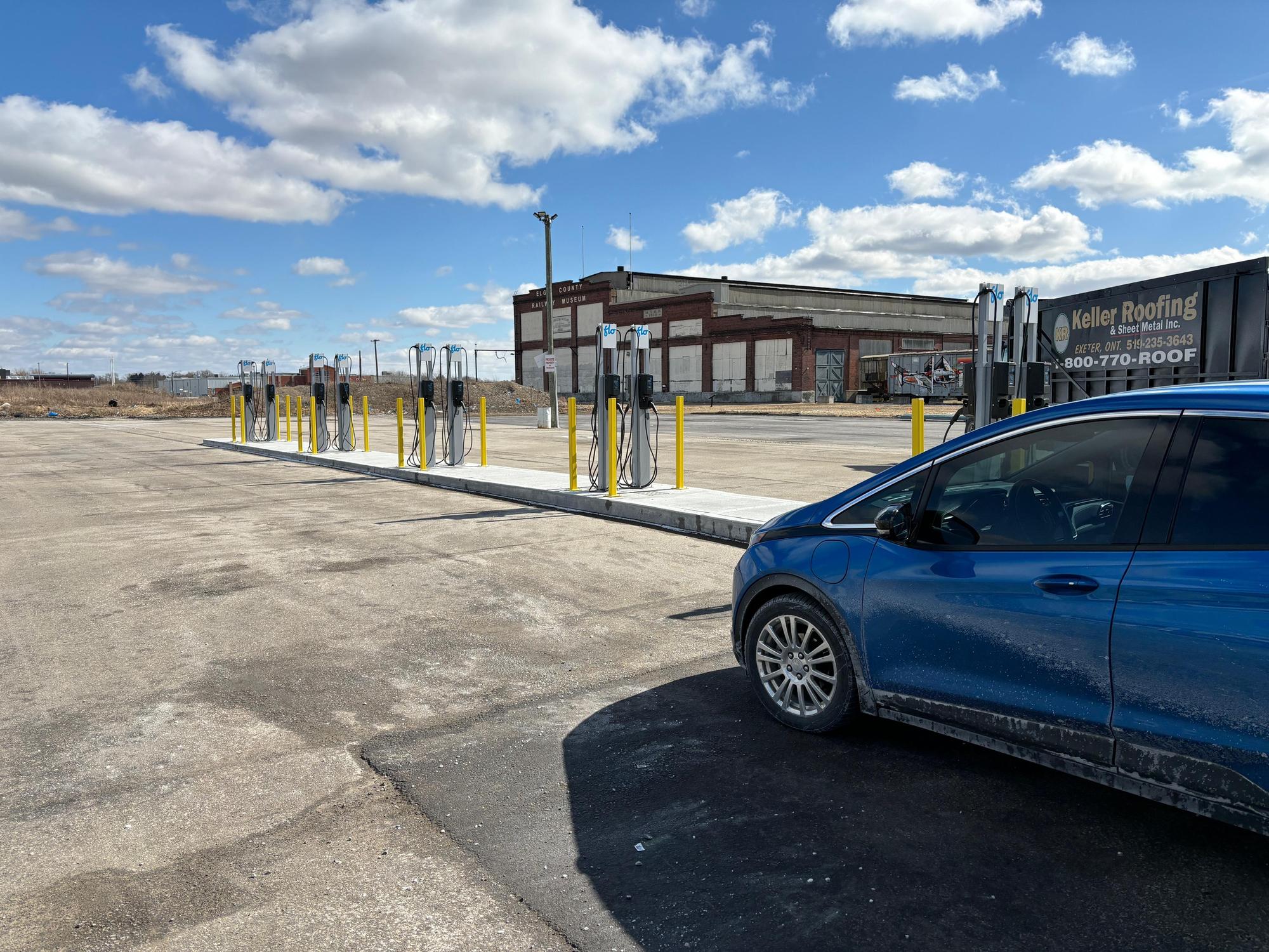800 Talbot Street Building | St Thomas, ON | EV Station