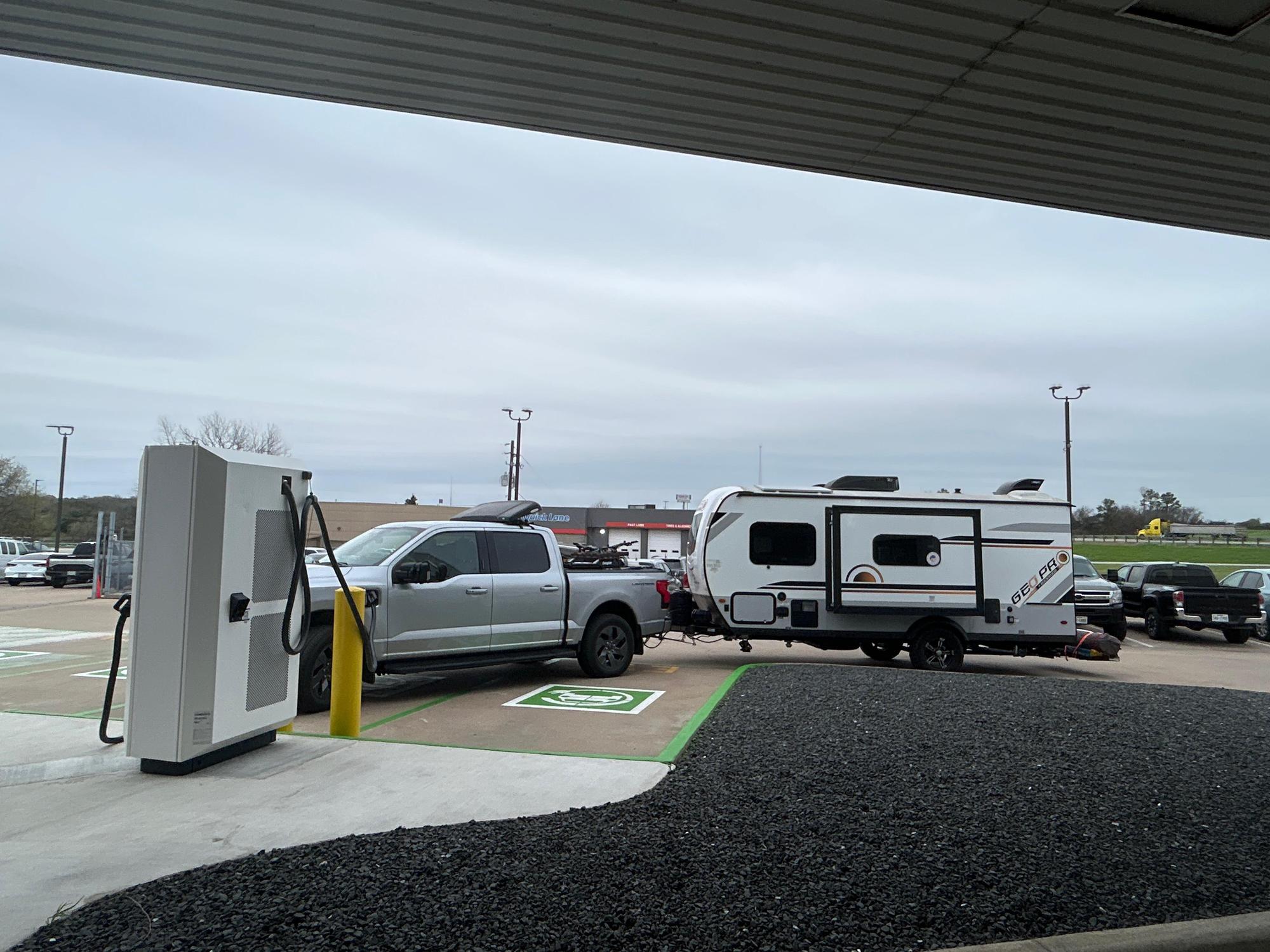 Appel Ford | Brenham, TX | EV Station