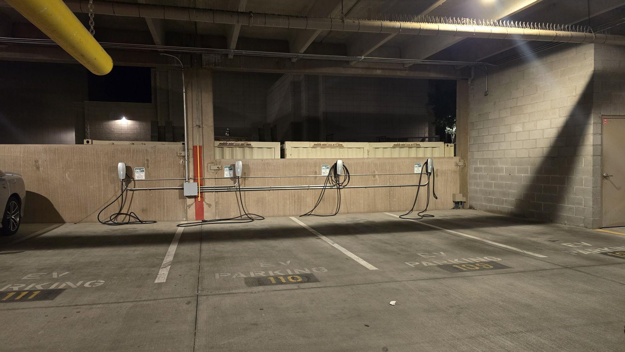 Arizona Biltmore Parking Garage | Phoenix, AZ | EV Station