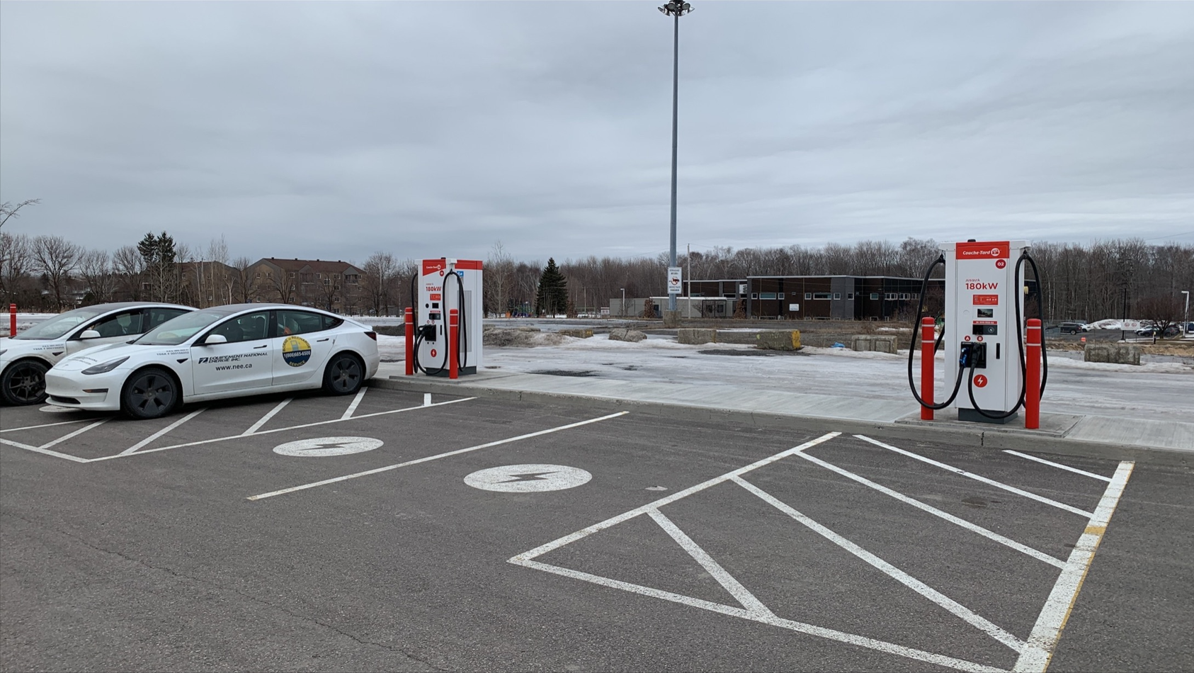 Couche-Tard - Lévis Routes des Rivieres | Saint-Nicolas, QC | EV Station