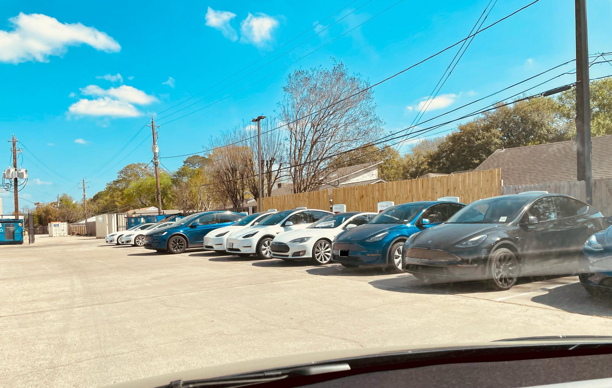 Tesla Service Center | Houston, TX | EV Station