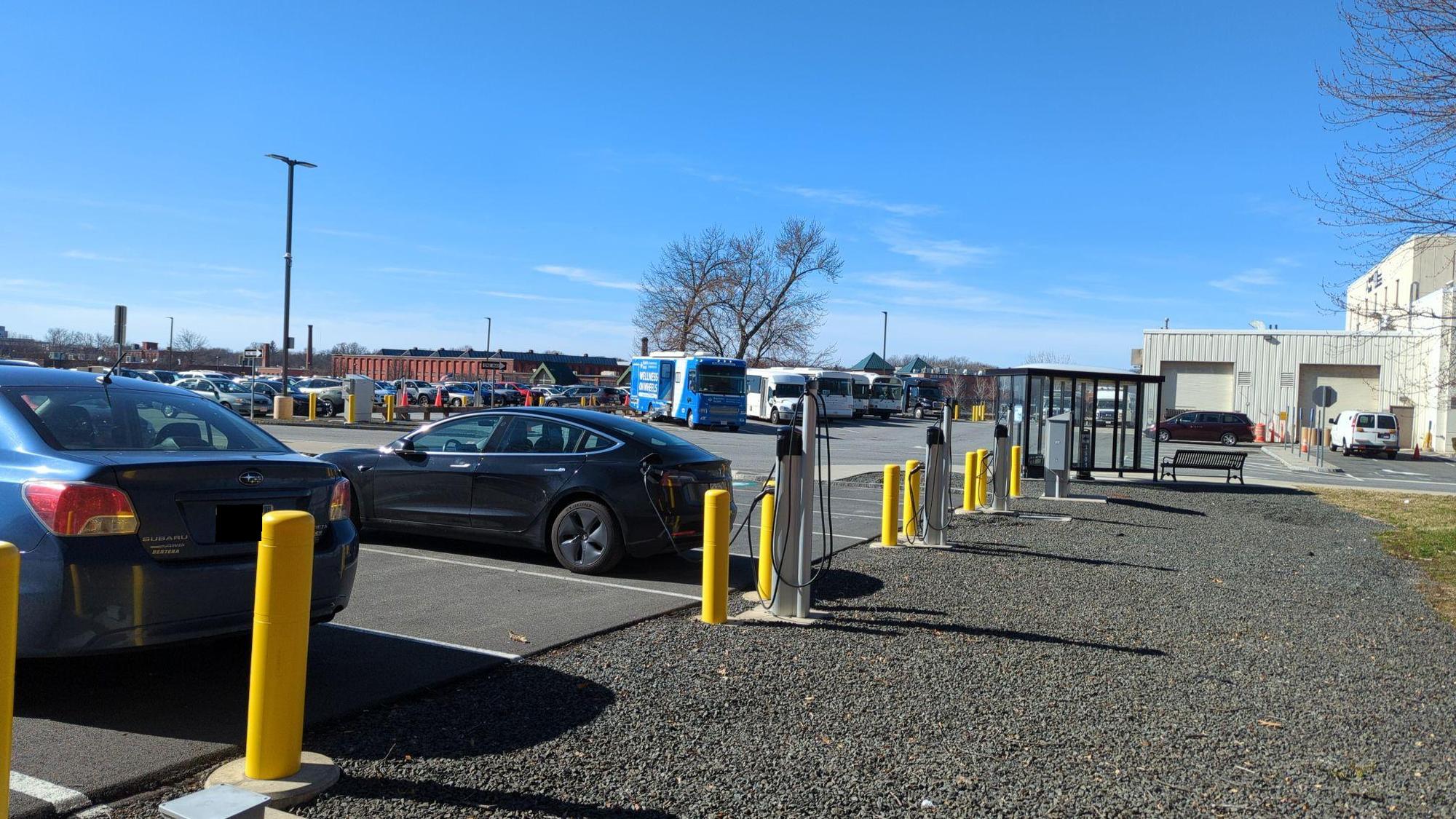 Baystate Medical Center - Parking Lot N | Springfield, MA | EV Station