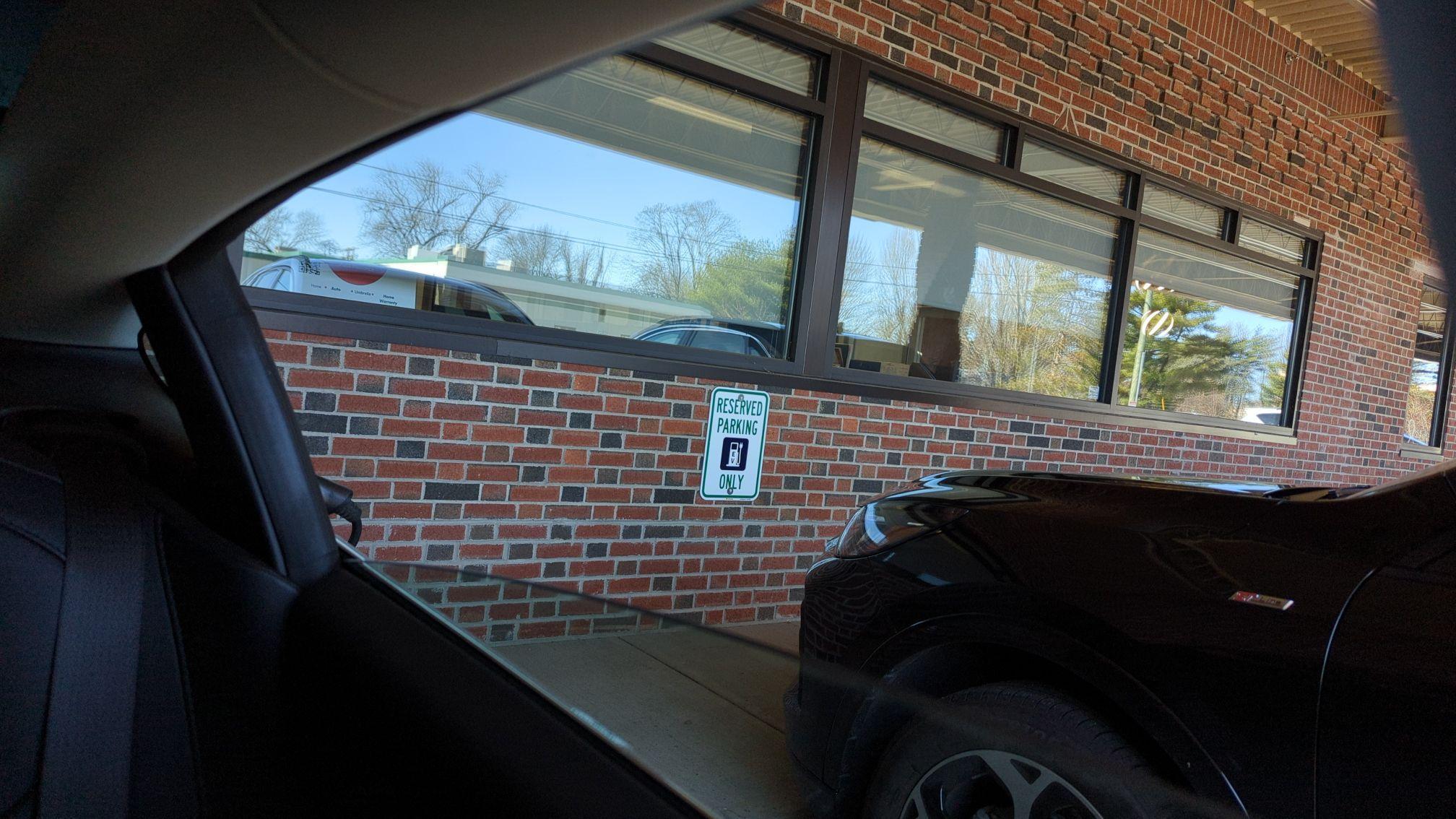 Axia | West Springfield, MA | EV Station