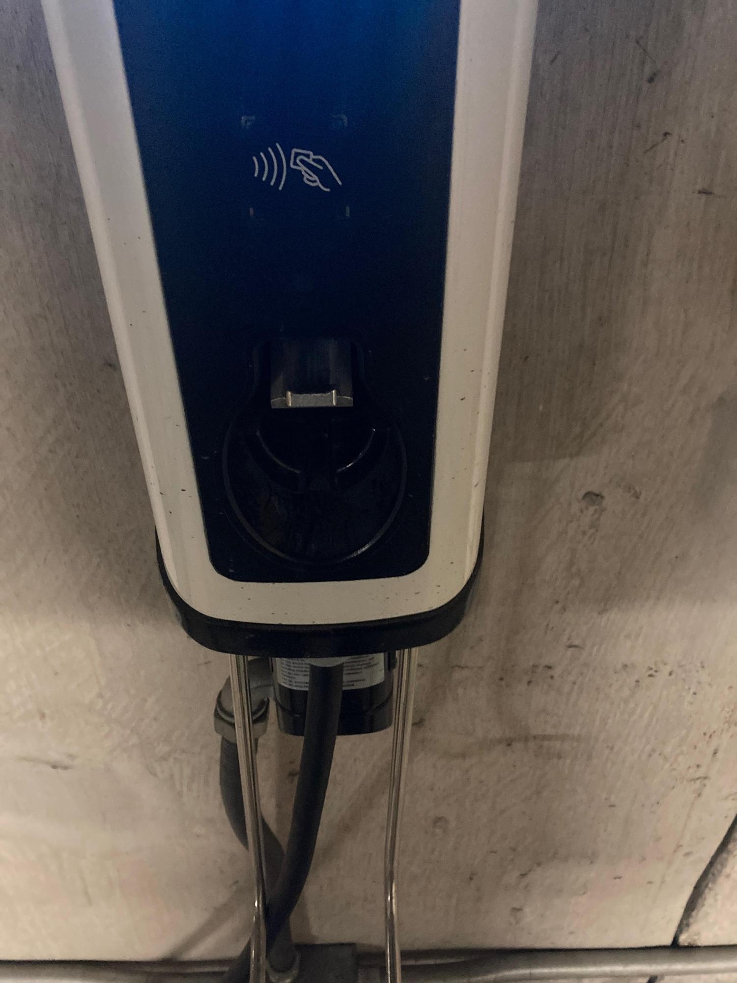 Houston Dow Center | Houston, TX | EV Station