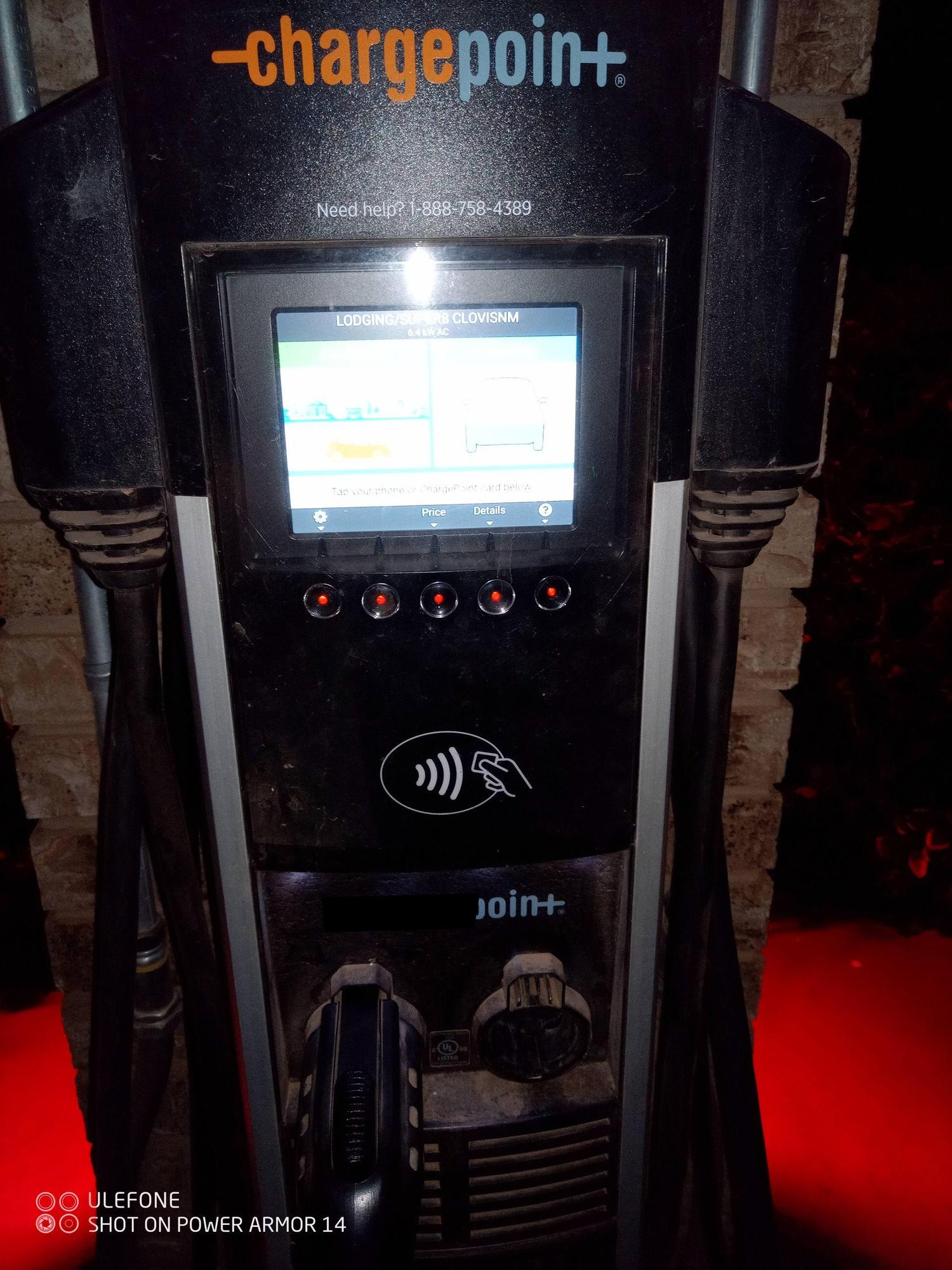 Super 8 by Wyndham | Clovis, NM | EV Station