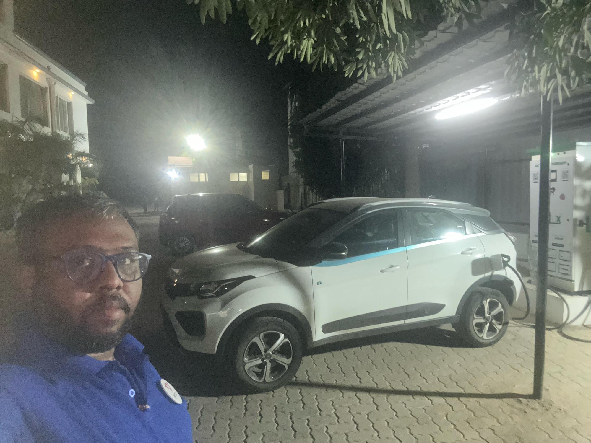 Hotel Aaryas | 60kW CCS2 Dual Gun EV charger | Relux EV Charging ...