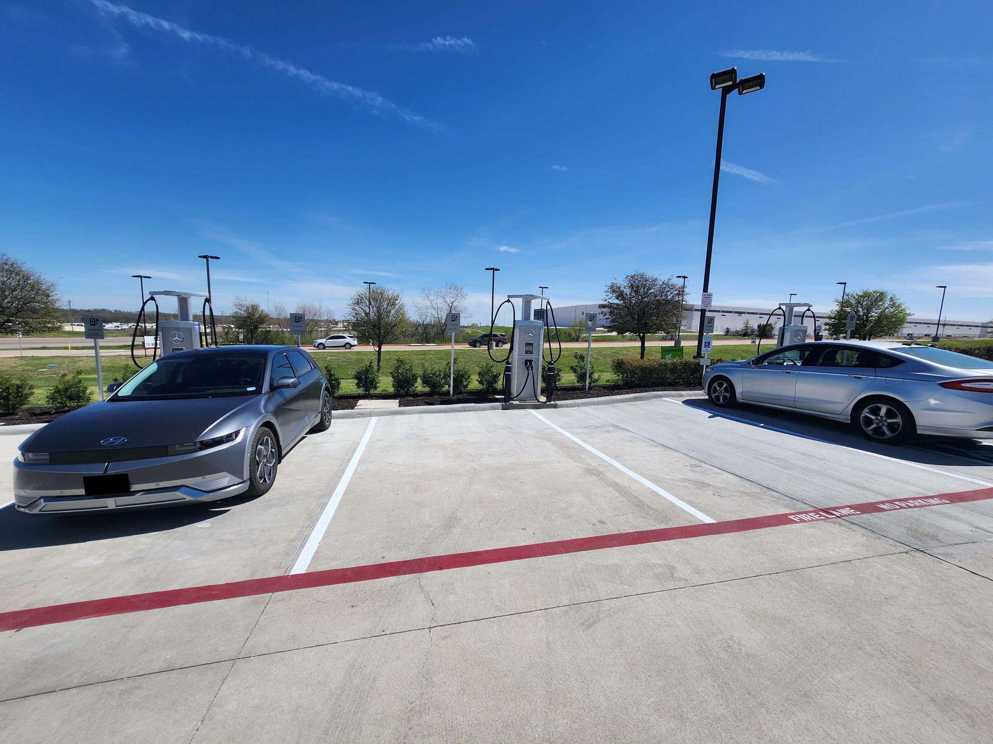 Buc-ee's Temple, TX | Mercedes-Benz High-Power Charging | Temple, TX ...