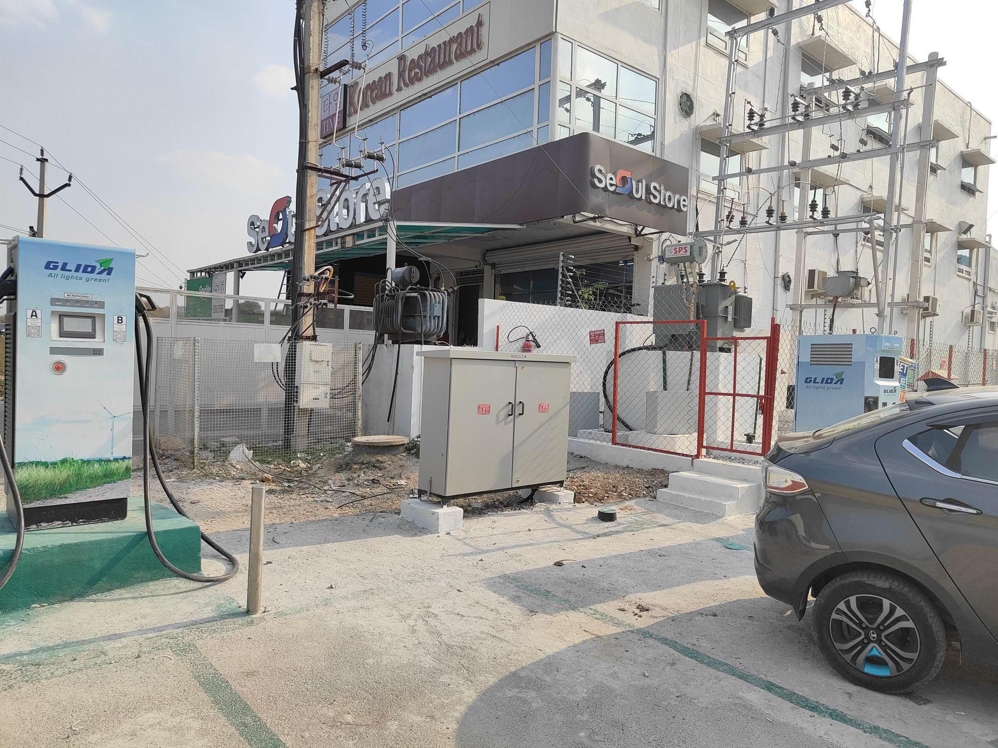 Hotel Vyshali | Penukonda, AP | EV Station