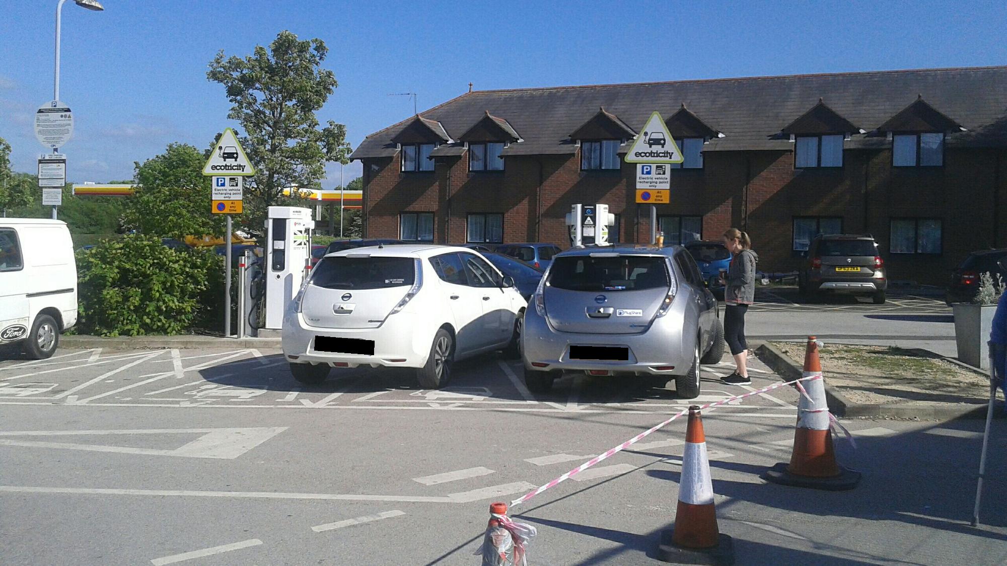 Chester Services M56 | M56 Junction 14, England | EV Station