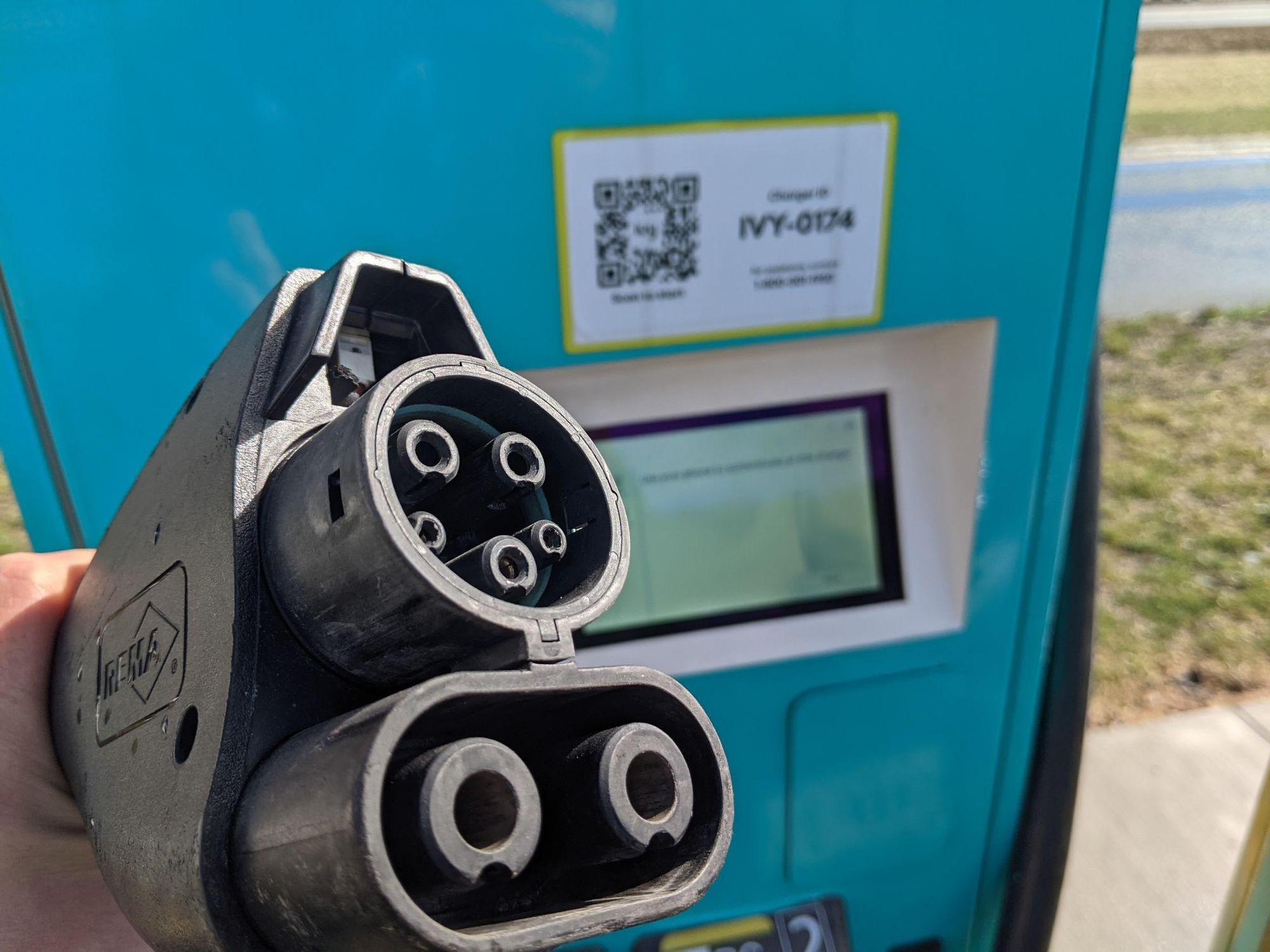 ONroute Trenton North ON-401 Westbound | Quinte West, ON | EV Station