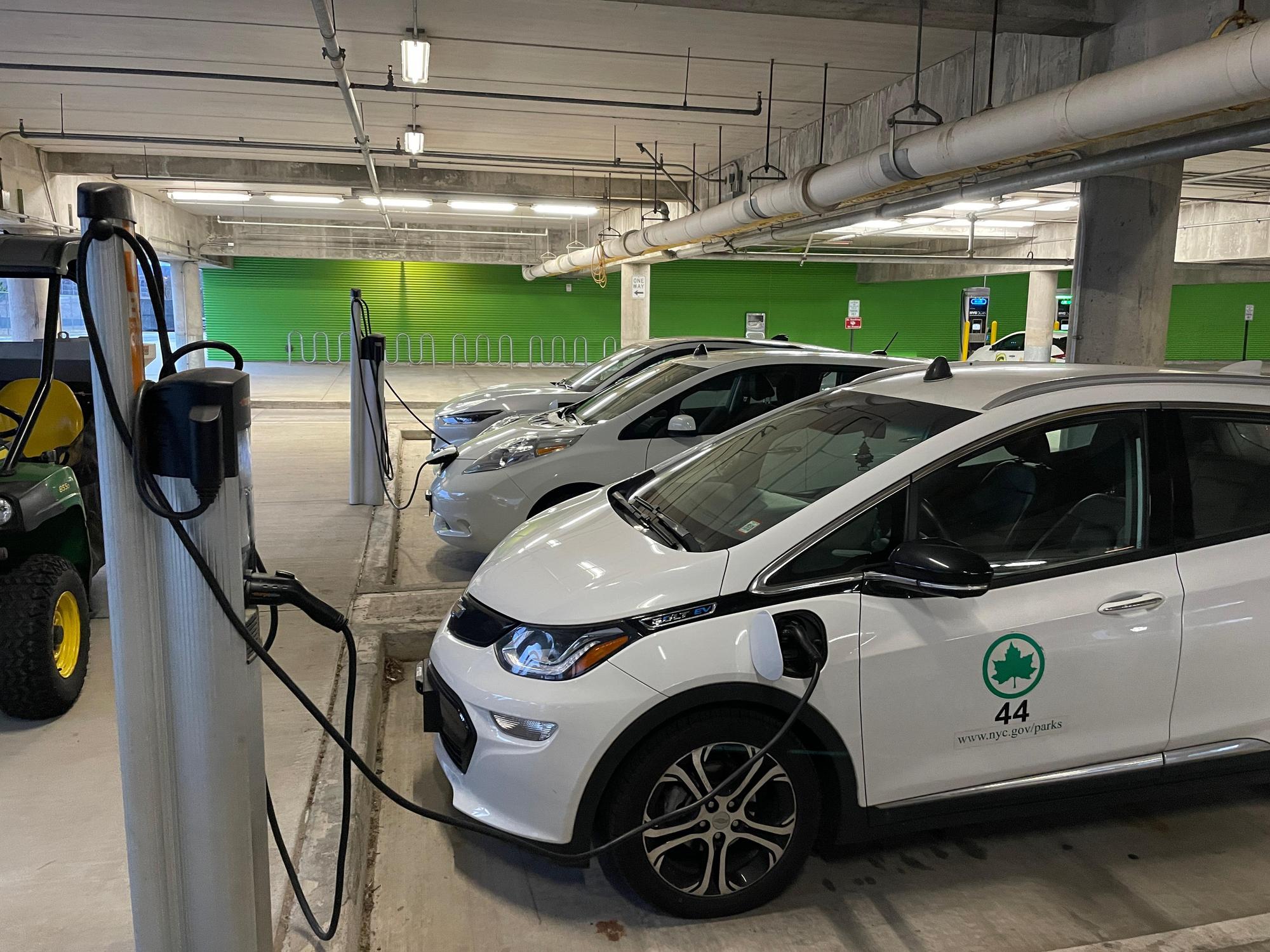 Ocean Breeze Athletic Complex (2) | 625 Father Capodanno Blvd, Staten ...