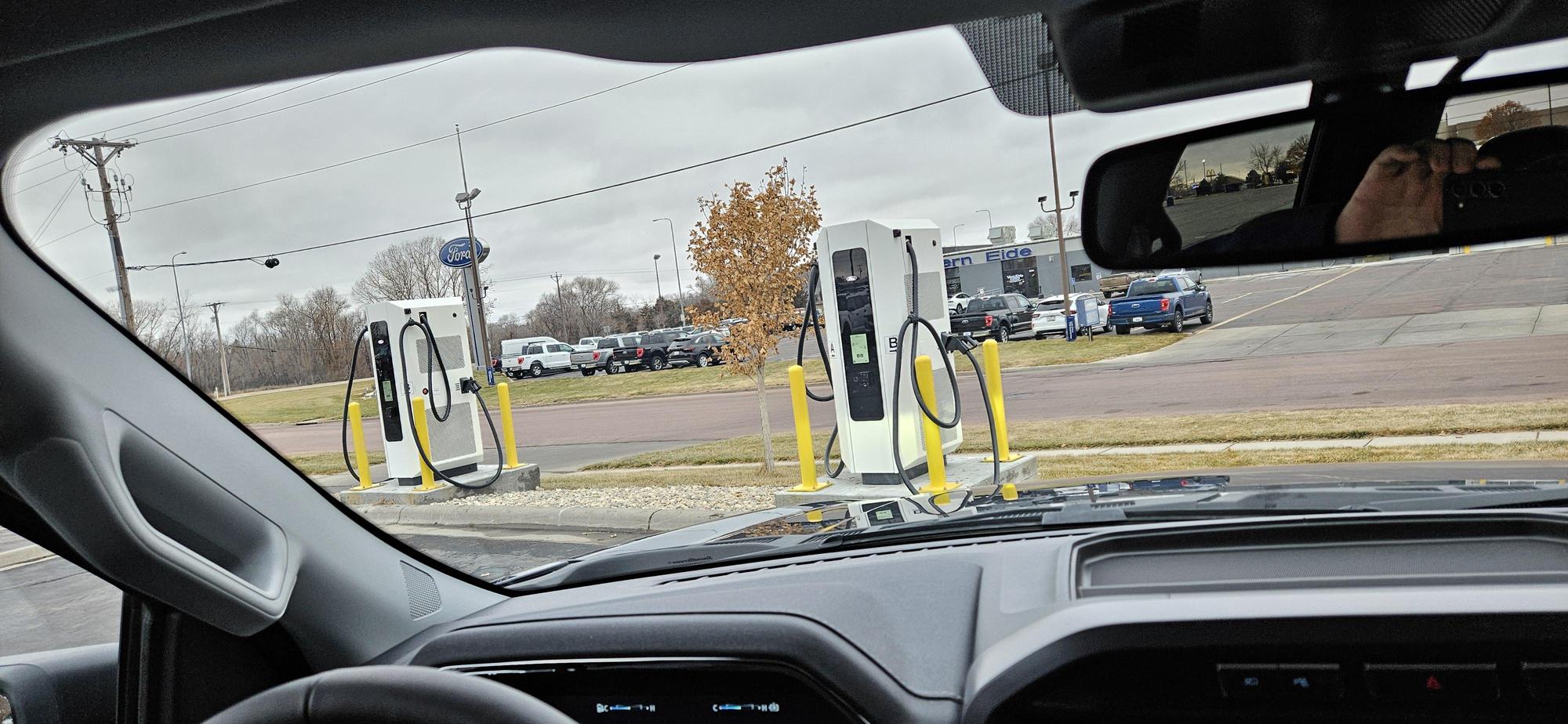 Vern Eide Ford | Mitchell, SD | EV Station