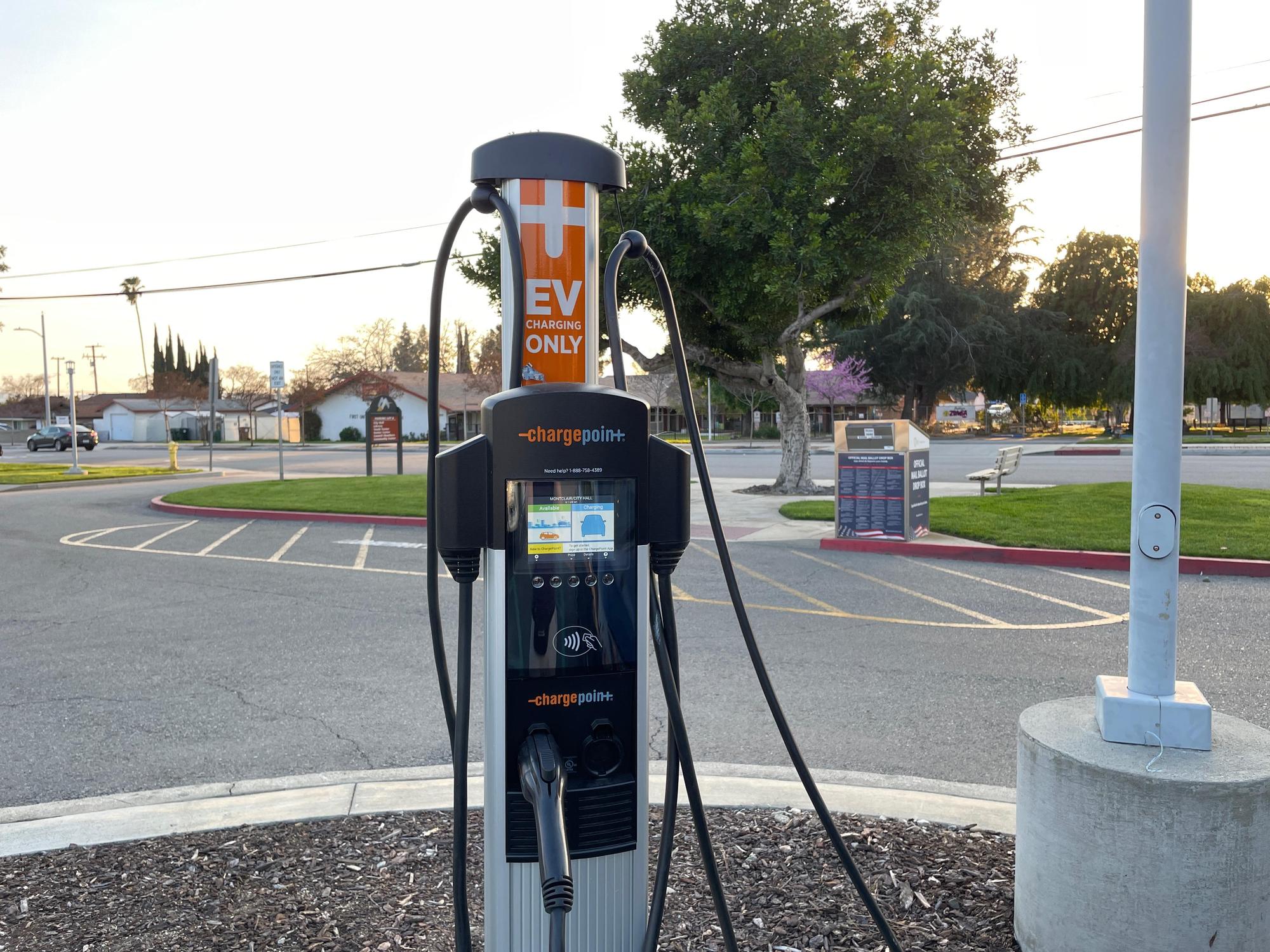 Montclair City Hall | Montclair, CA | EV Station