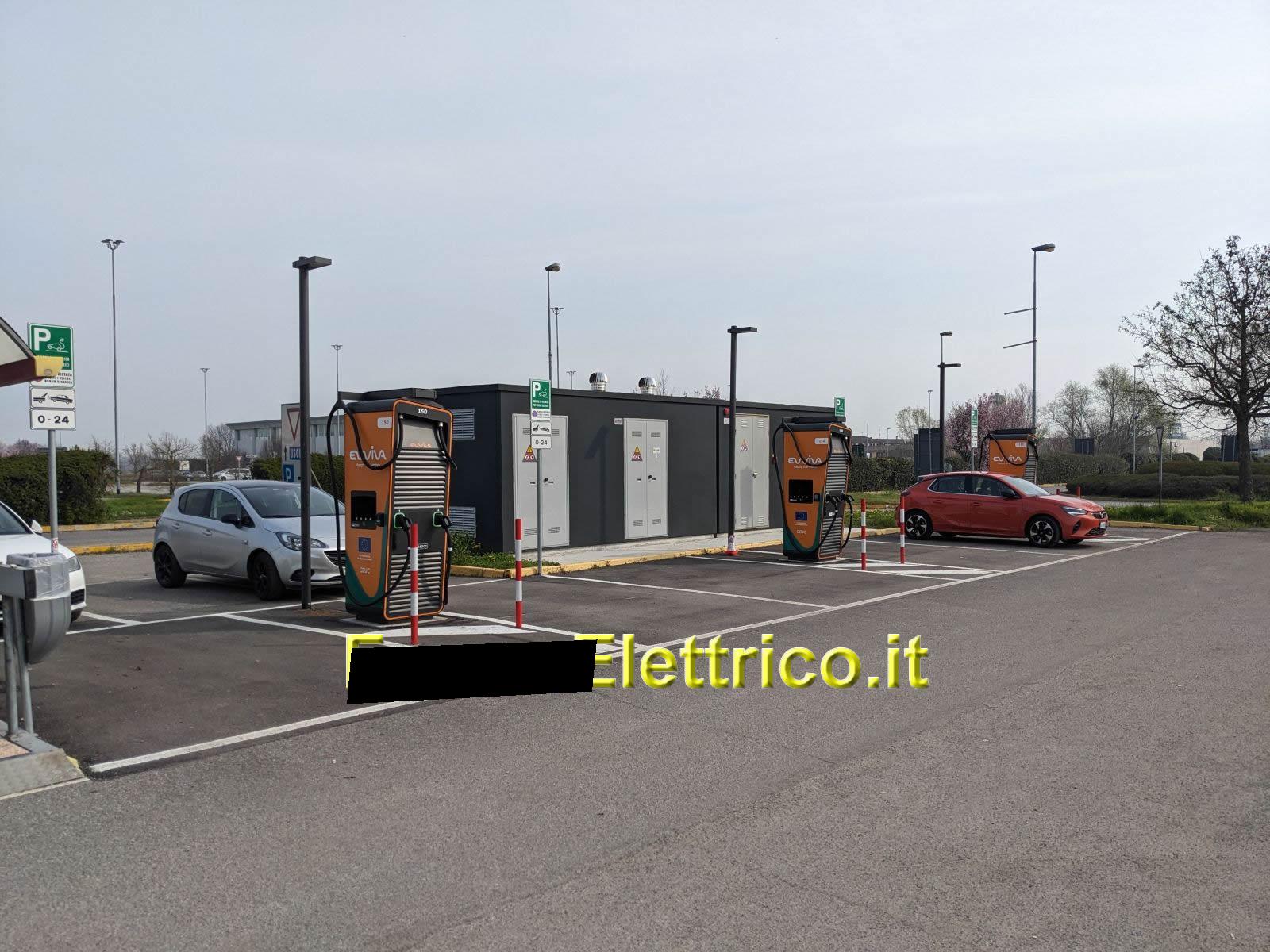 Iper La Grande I - Cremona | Via Enrico Berlinguer, 26030 Gadesco Pieve Delmona CR, Italy | EV ...