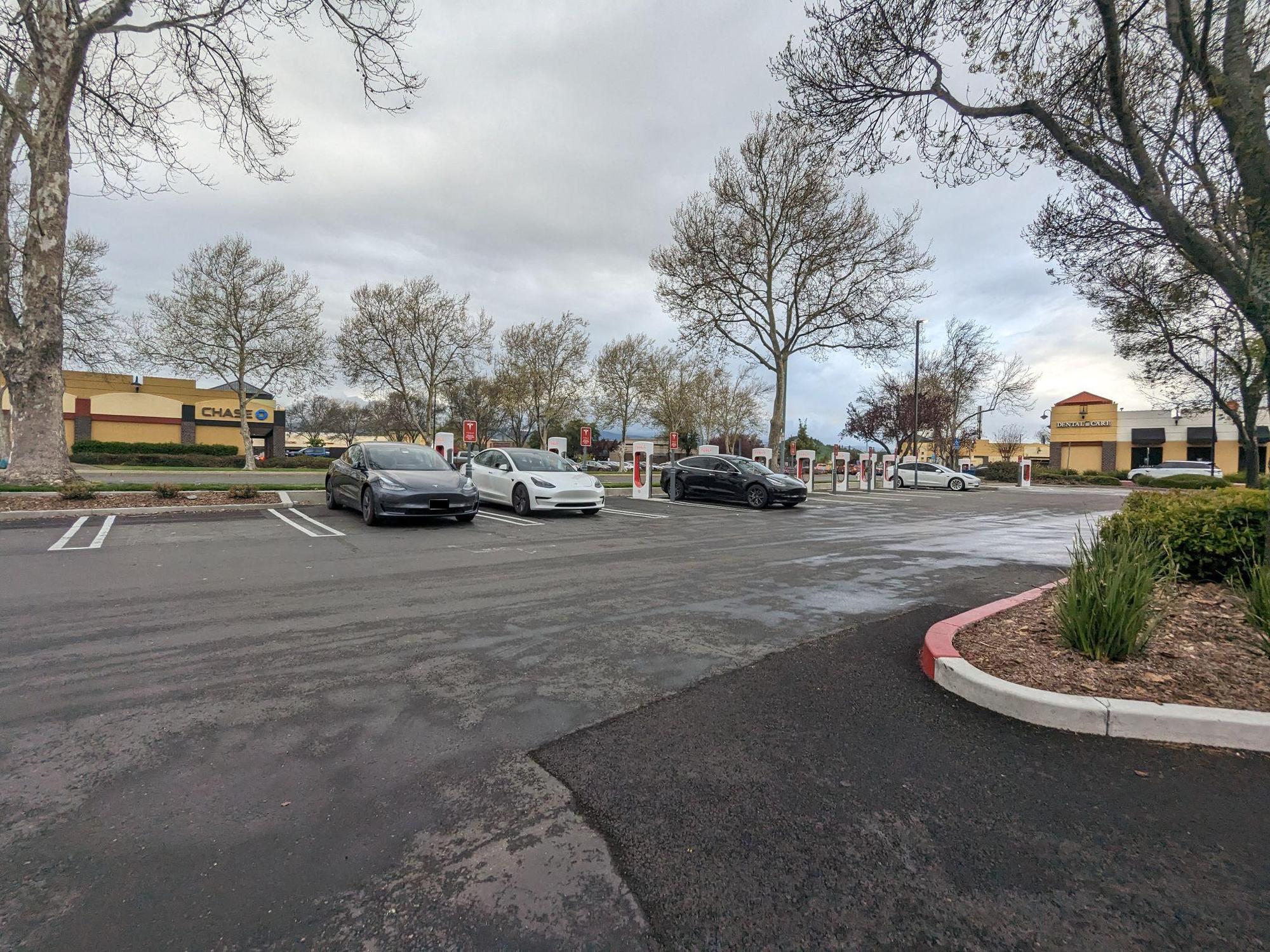 Vacaville Commons Shopping Center - Safeway | Vacaville, CA | EV Station