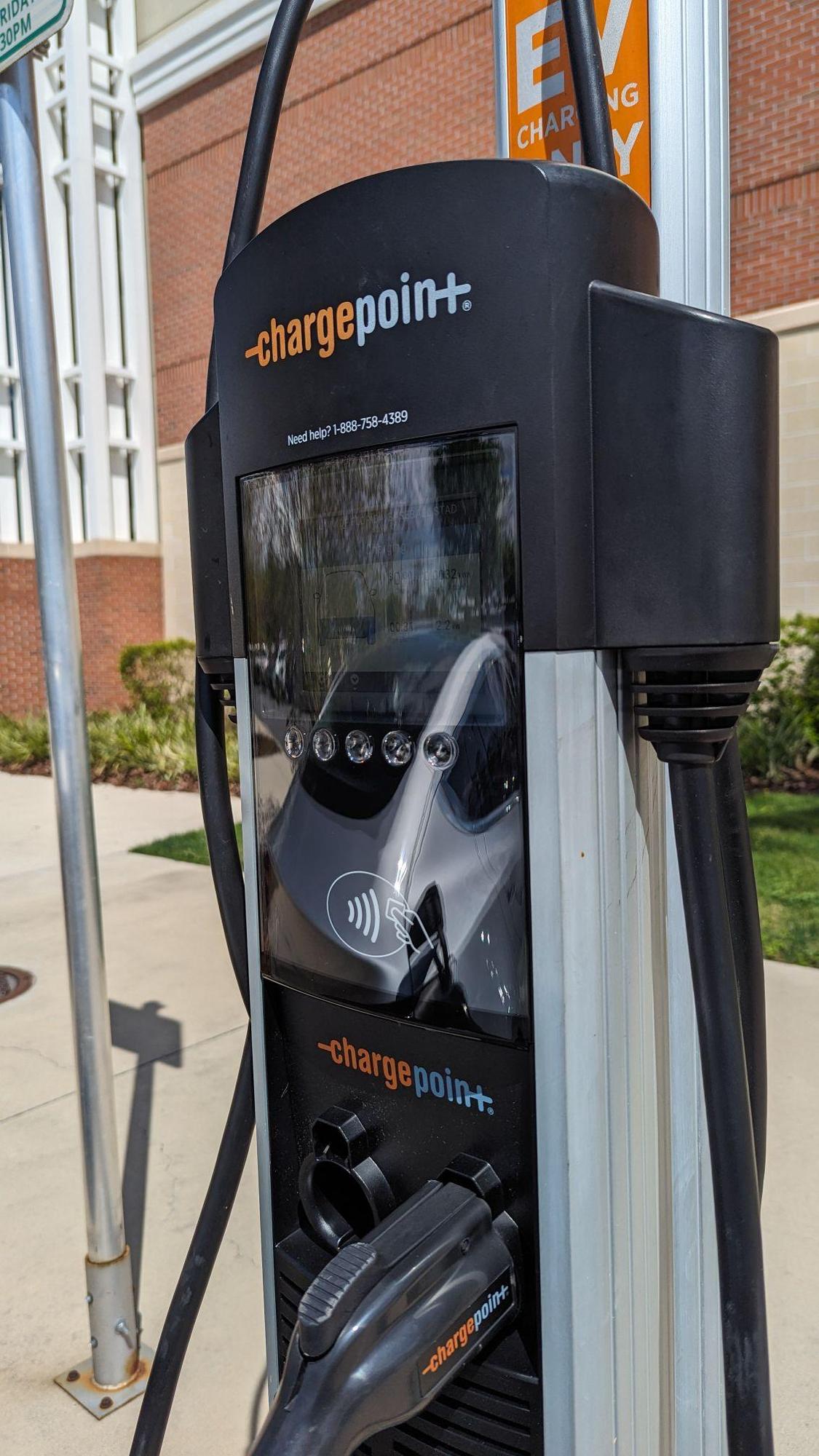 Donald R Dizney Stadium | Gainesville, FL | EV Station