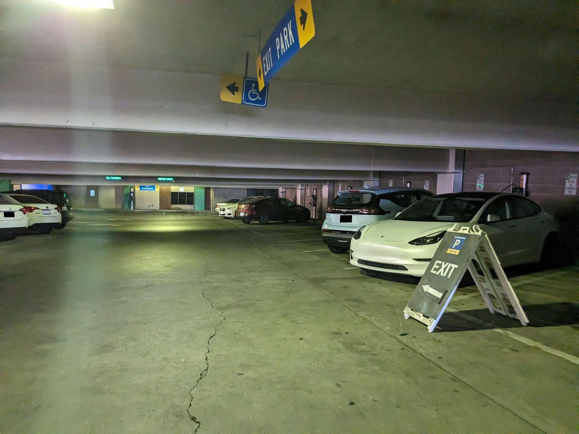 One Capitol Mall Tower Bridge Garage | Sacramento, CA | EV Station