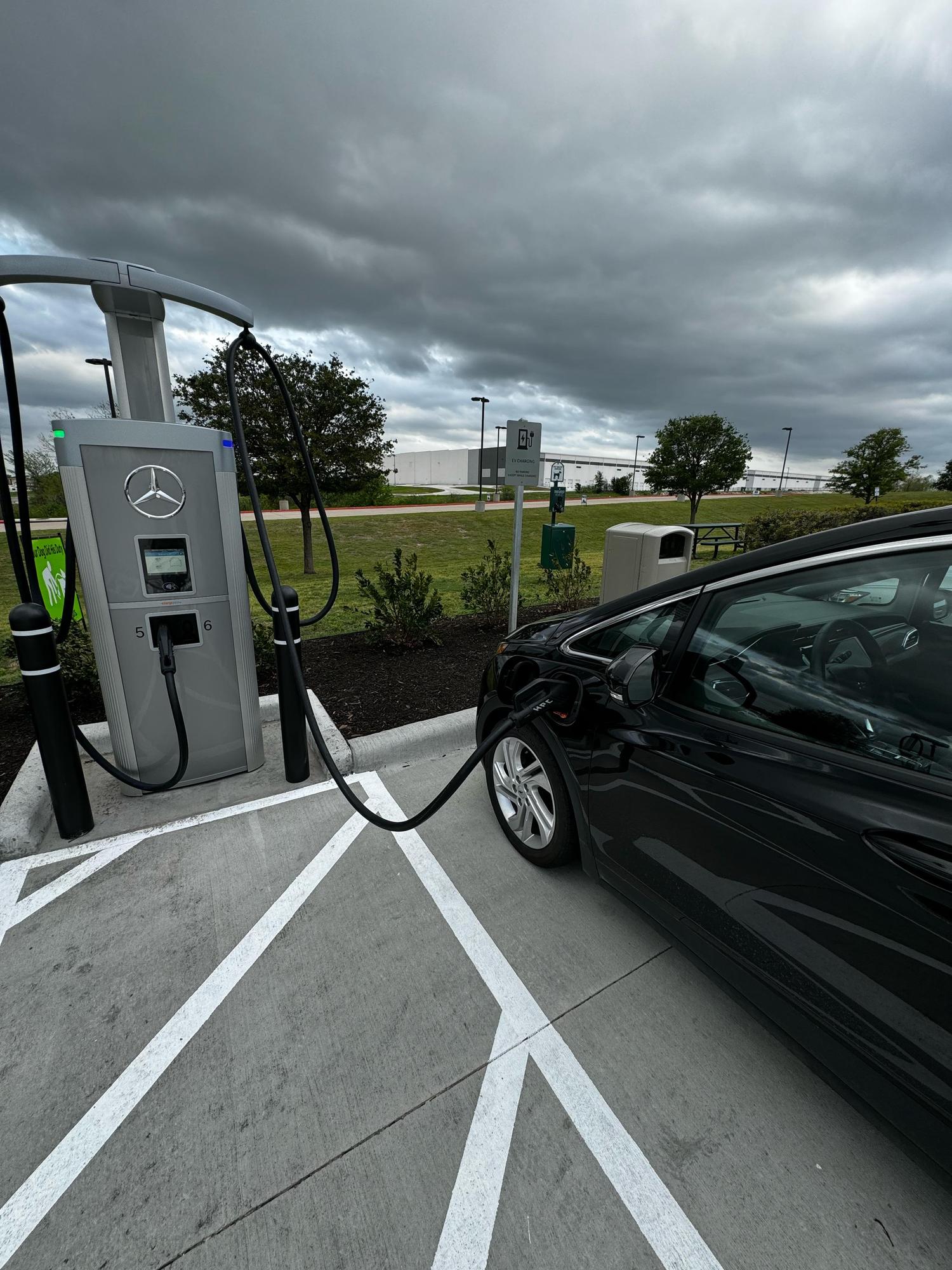 Buc-ee's Temple, TX | Mercedes-Benz High-Power Charging | Temple, TX ...