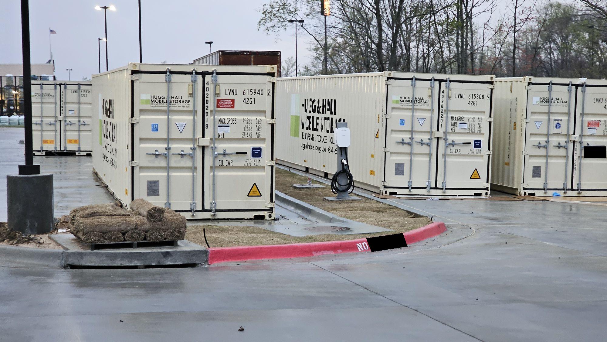 Holiday Inn Express Cabot | Cabot, AR | EV Station