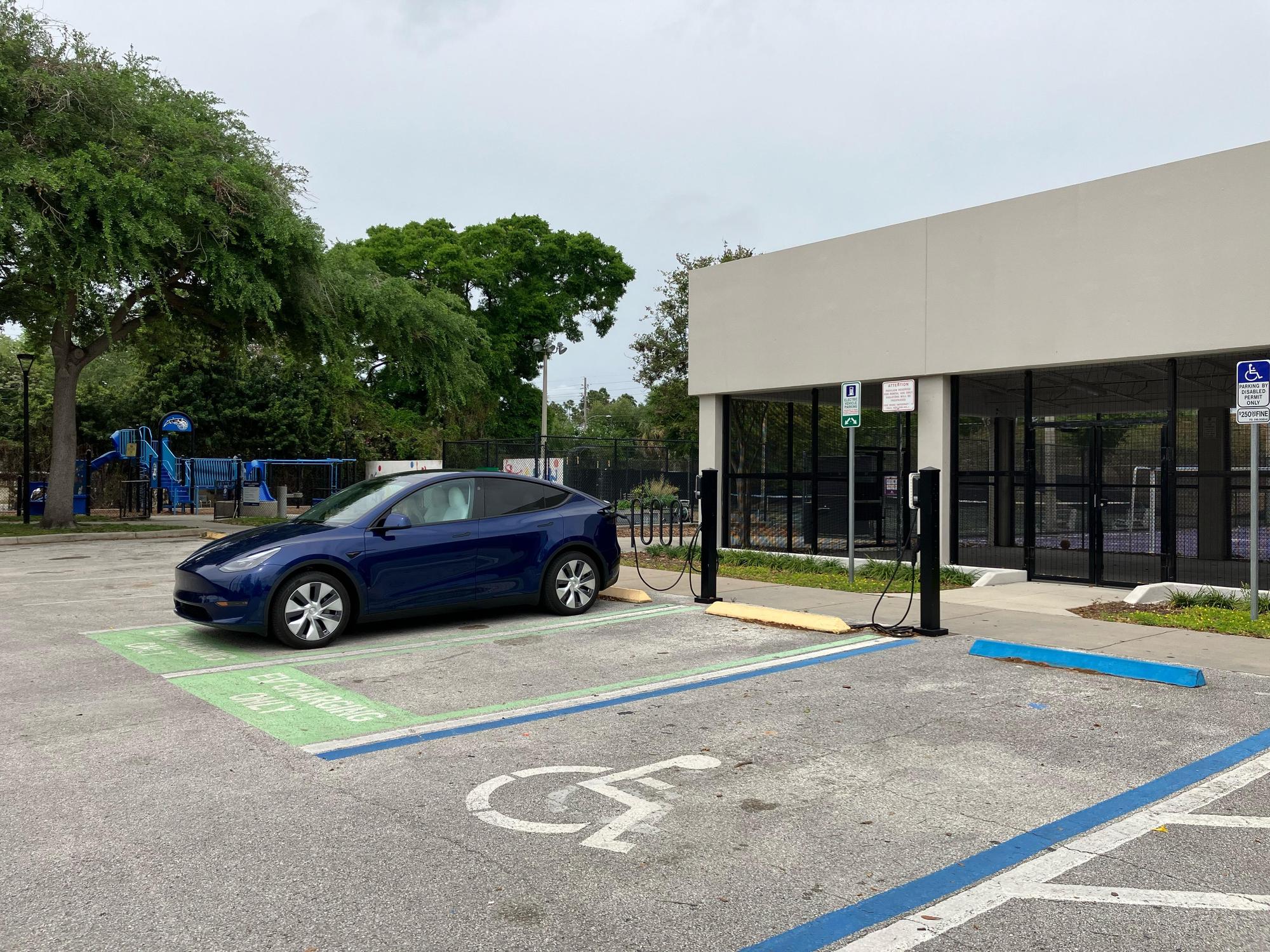 John H Jackson Community Center | Orlando, FL | EV Station