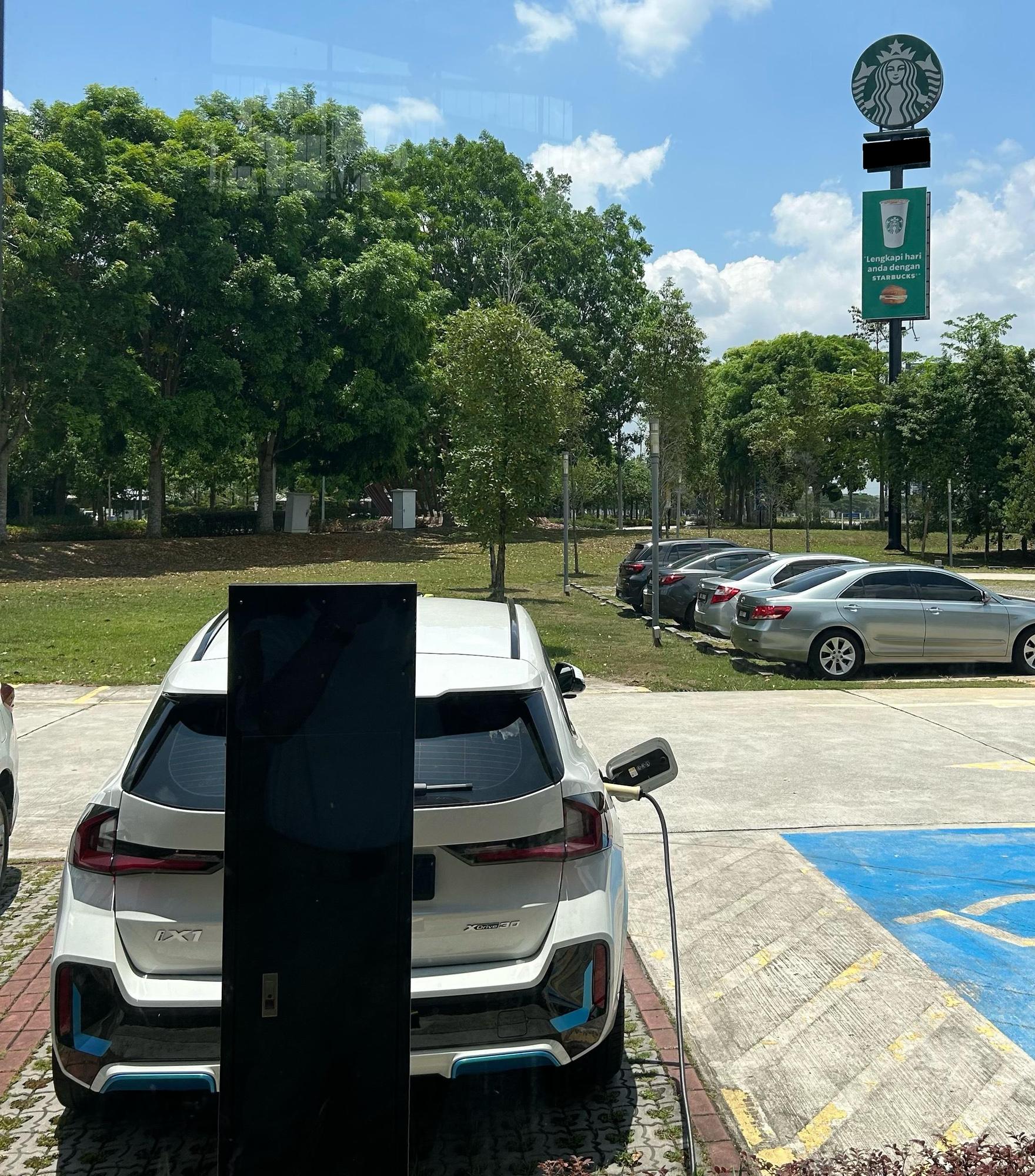 chargEV - Starbucks Rimbayu DT (22 kW AC) | WGRV+3R Bandar Rimbayu ...
