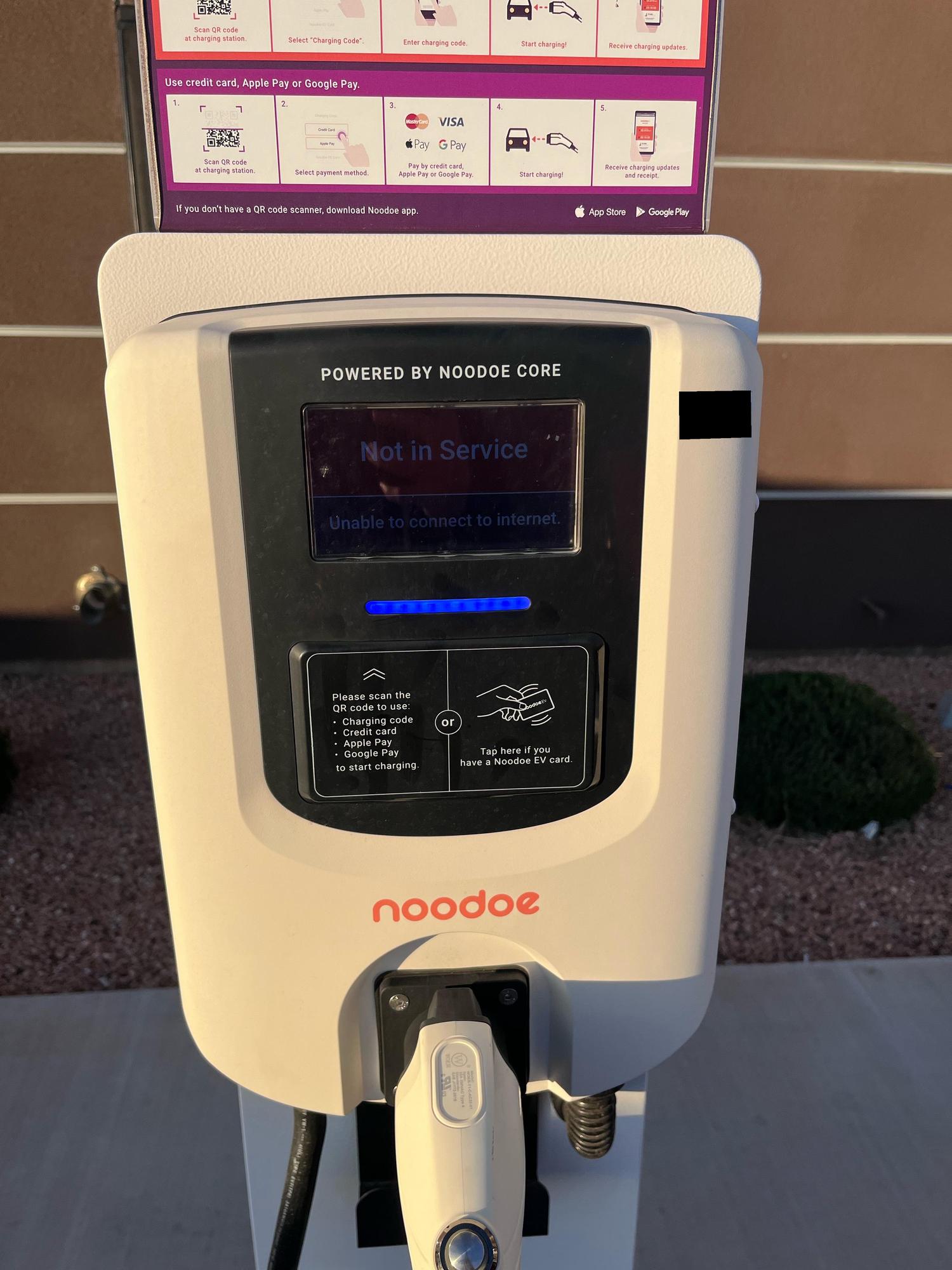 Country Inn & Suites by Radisson | Page, AZ | EV Station