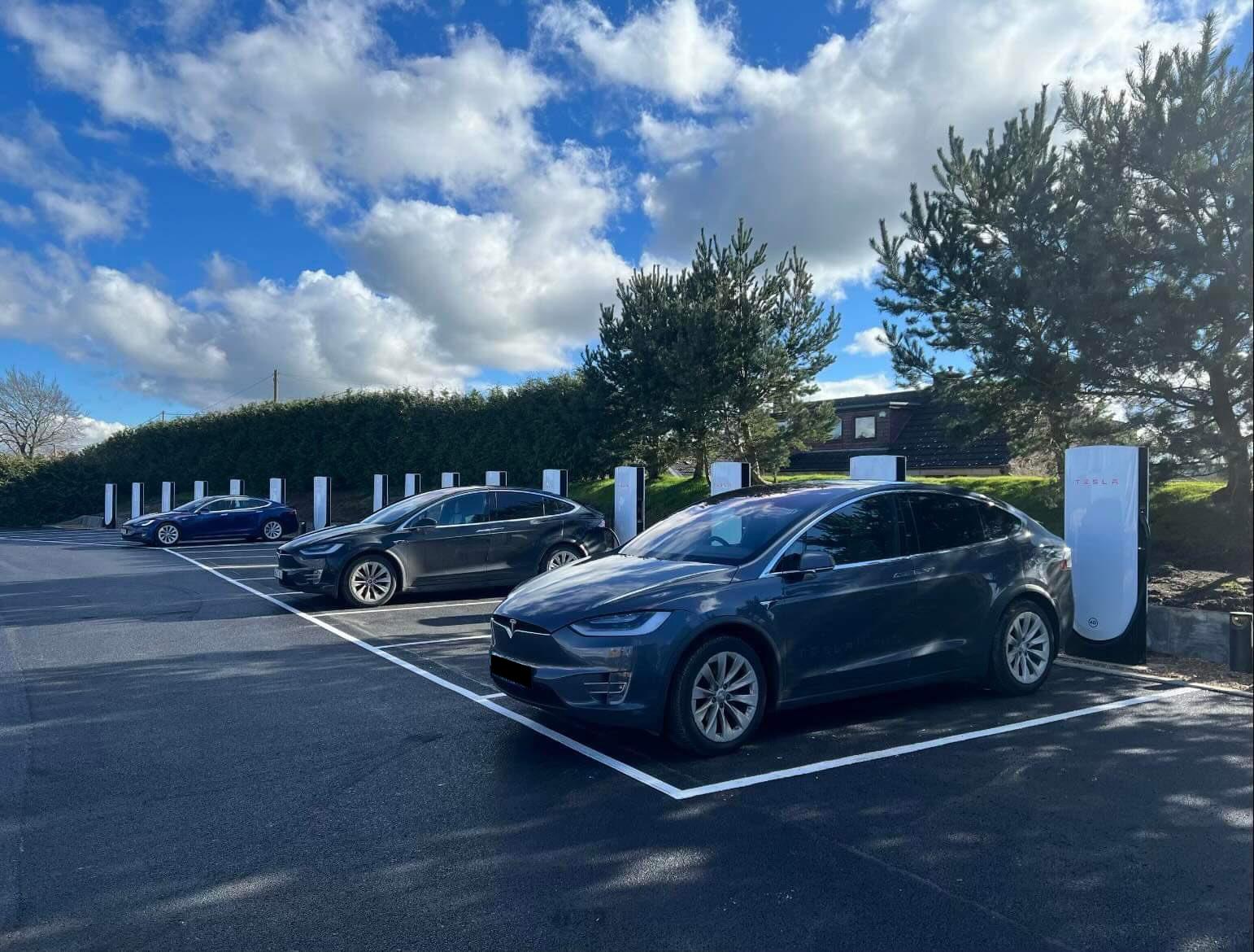 Radstone Hotel | Shawsburn, Scotland | EV Station