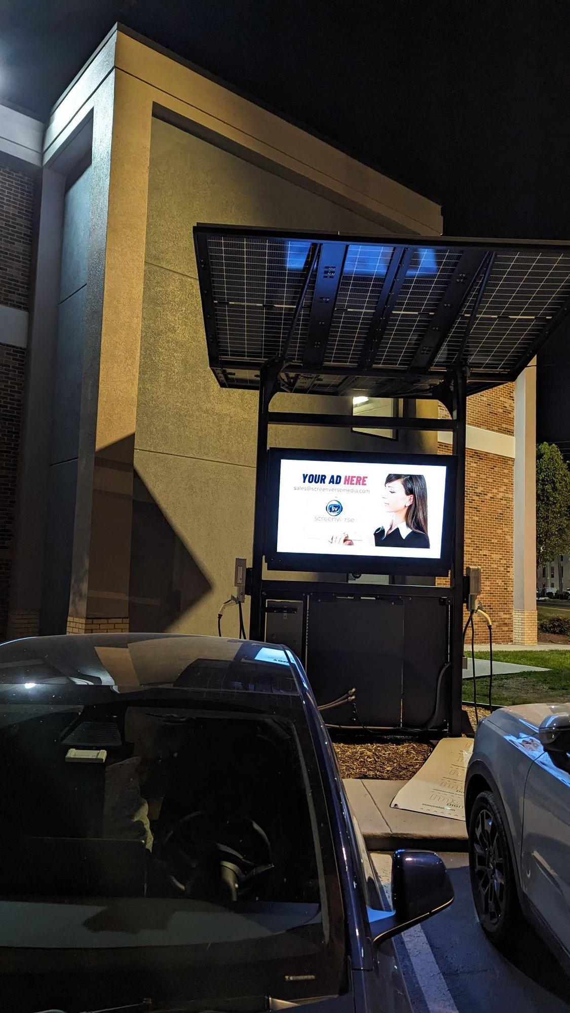 Comfort Inn Downtown | Chattanooga, TN | EV Station