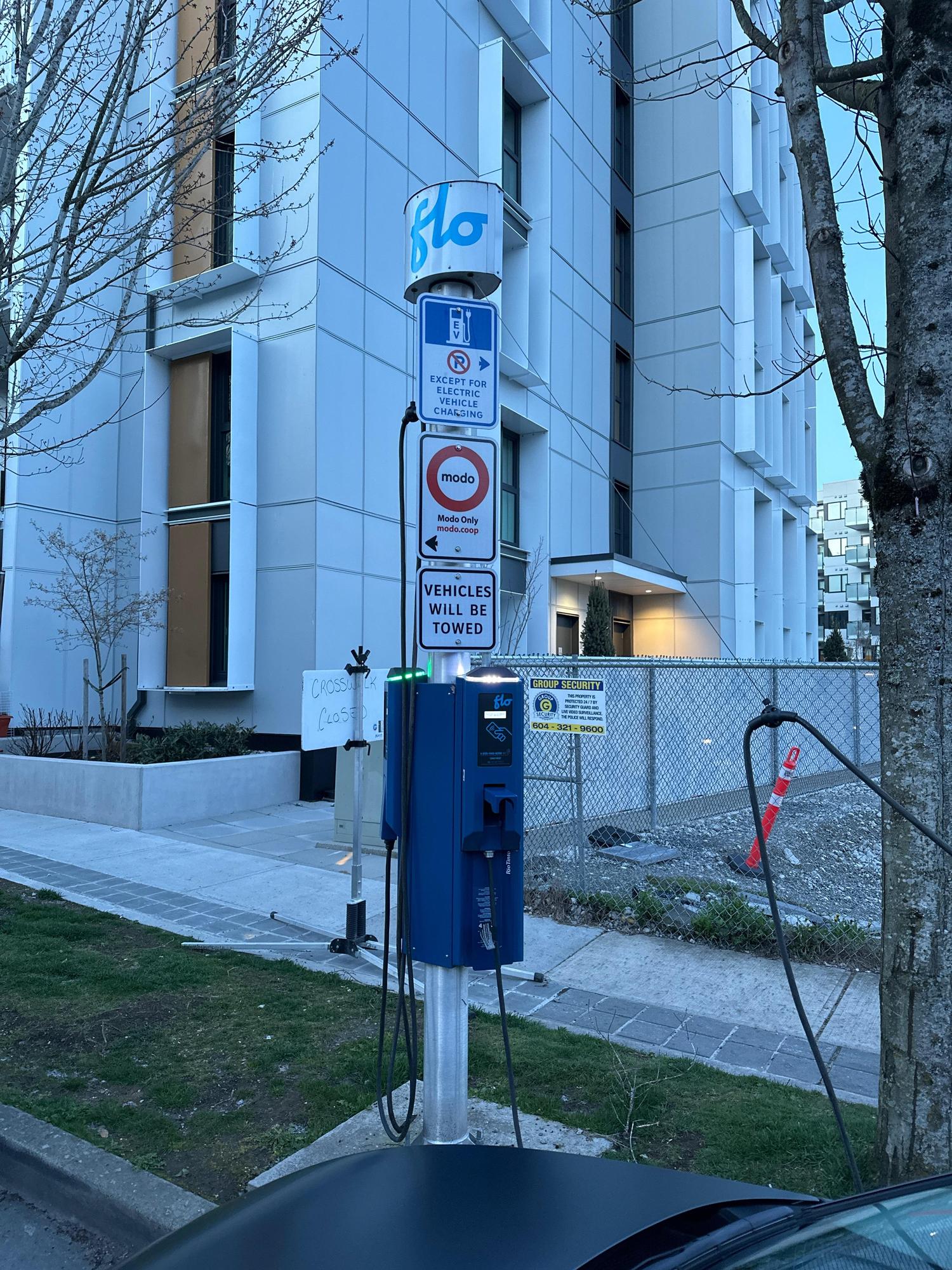 Wesbrook Place South - Flo AAA-14697 | Vancouver, BC | EV Station