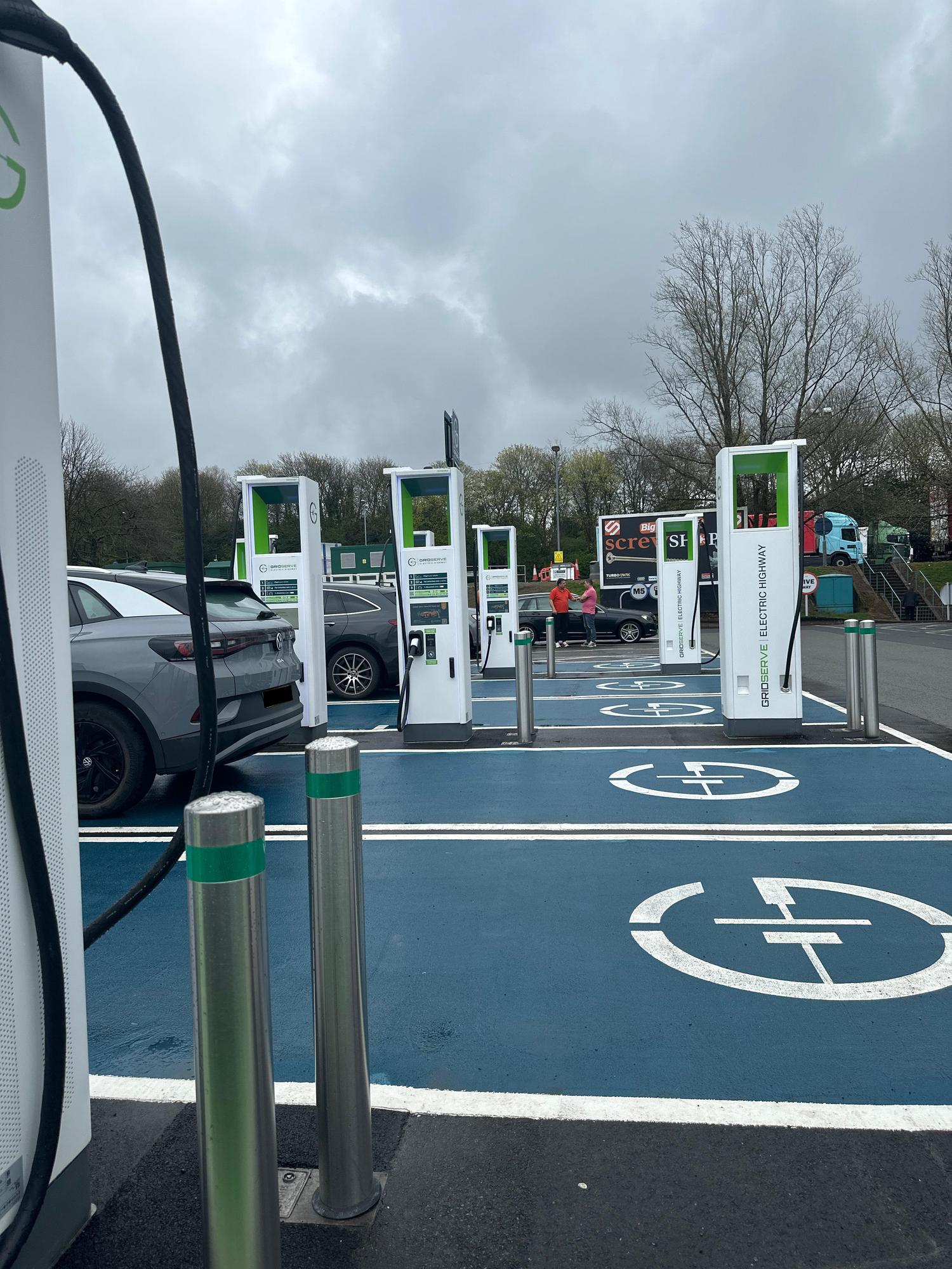 Frankley Southbound Services M5 (2) | Quinton South, England | EV Station