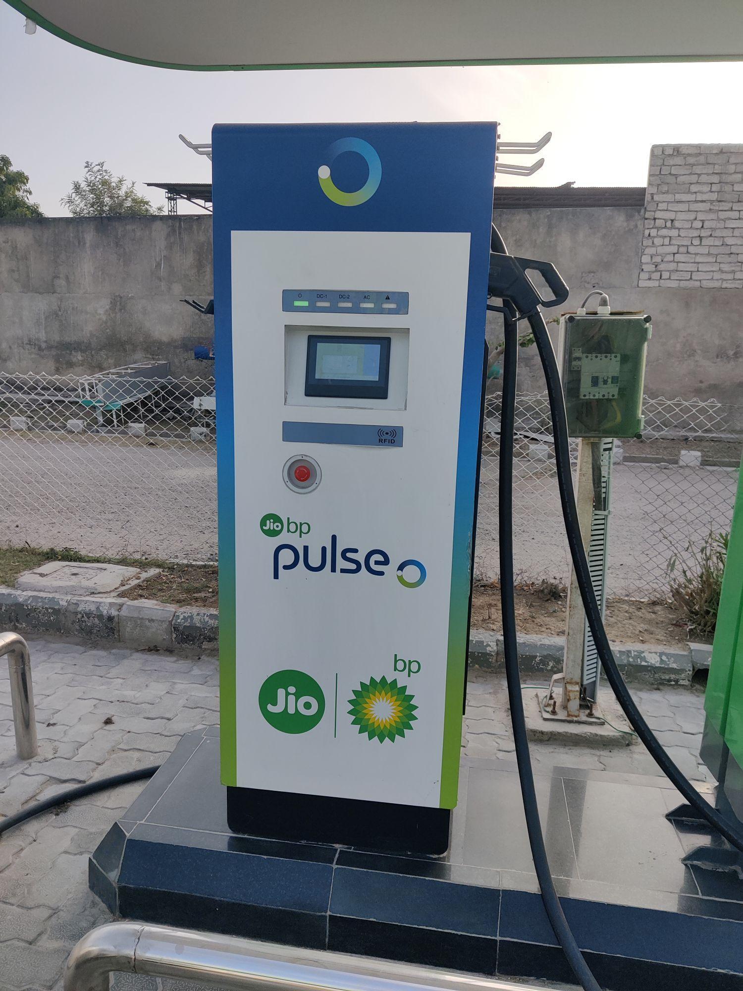 Jio-bp Mobility Station, Beawar Ajmer Road | Beawar, RJ | EV Station