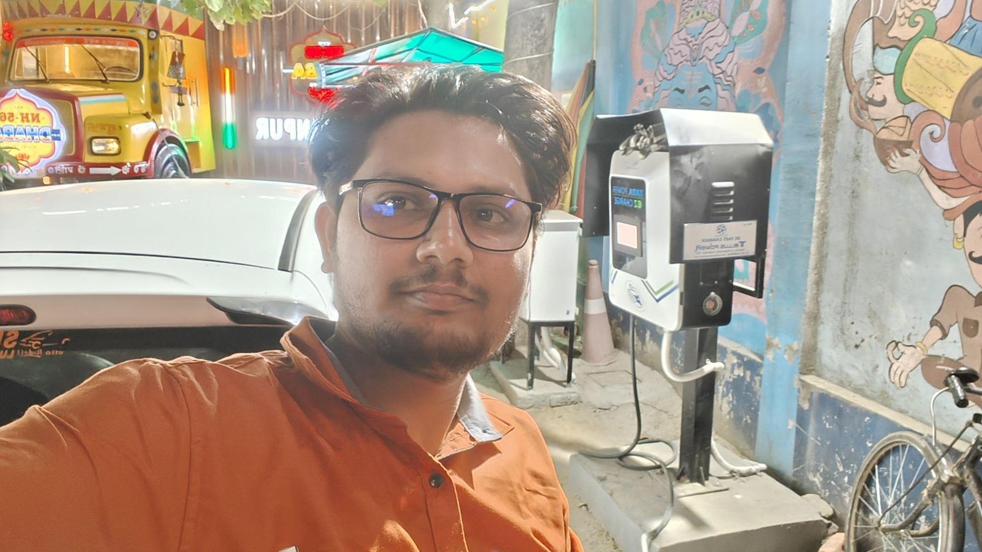 Motel NH56 30Kw Tata Fast Charger | Alahadadpur, UP | EV Station
