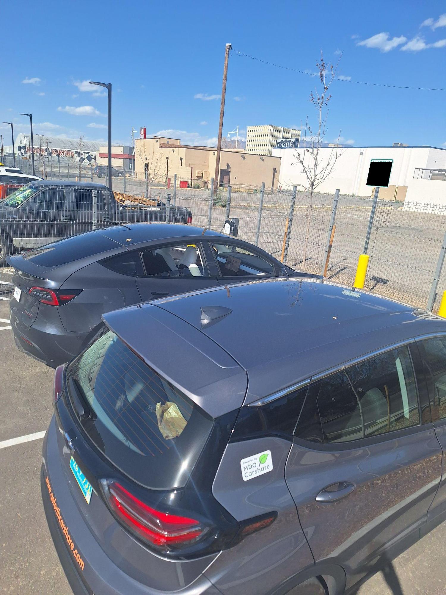 Hiland Plaza | Albuquerque, NM | EV Station