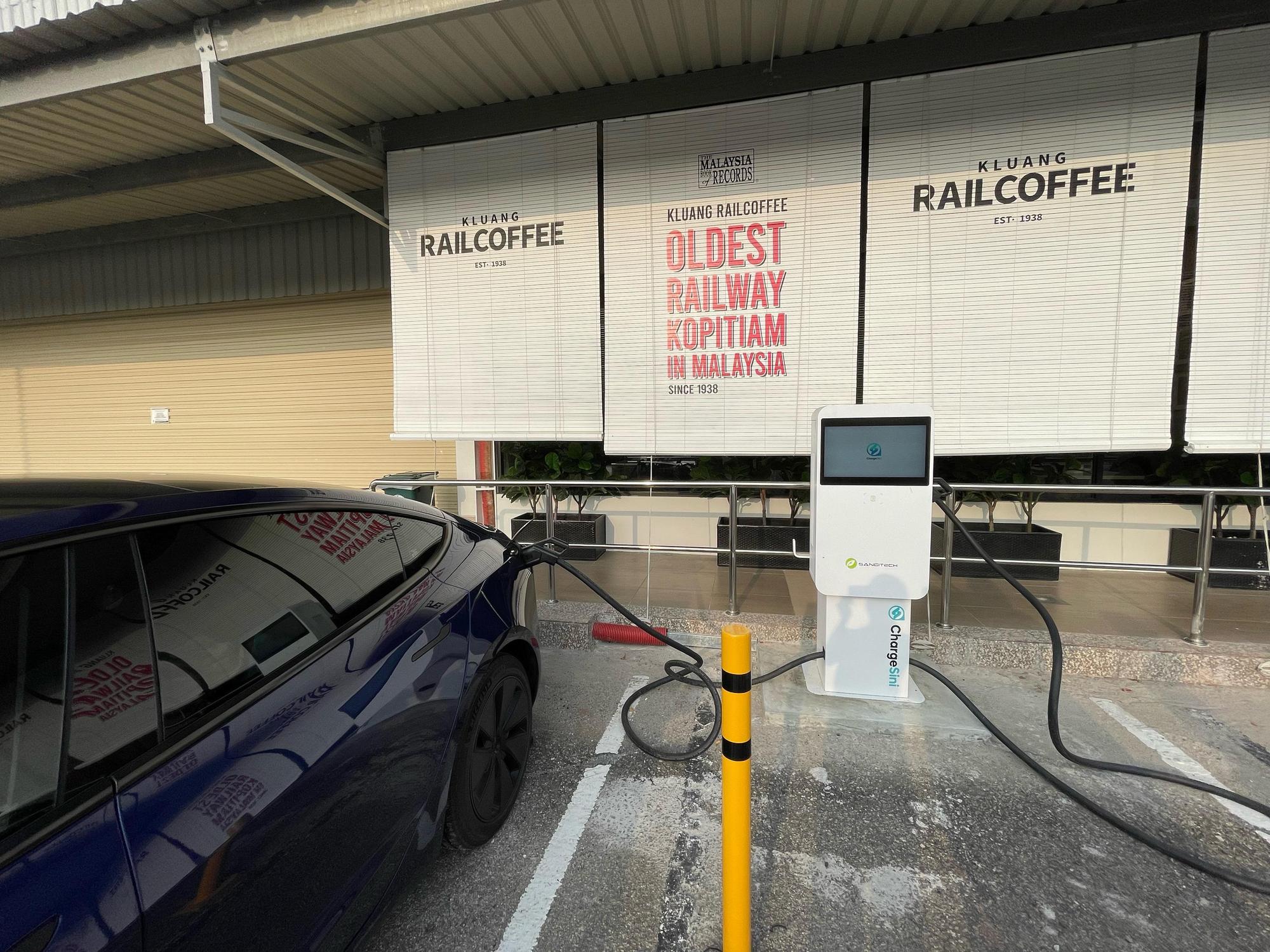 Target Supermarket Yong Peng 大吉超市永平 | Yong Peng, Johor Darul Ta'zim ...