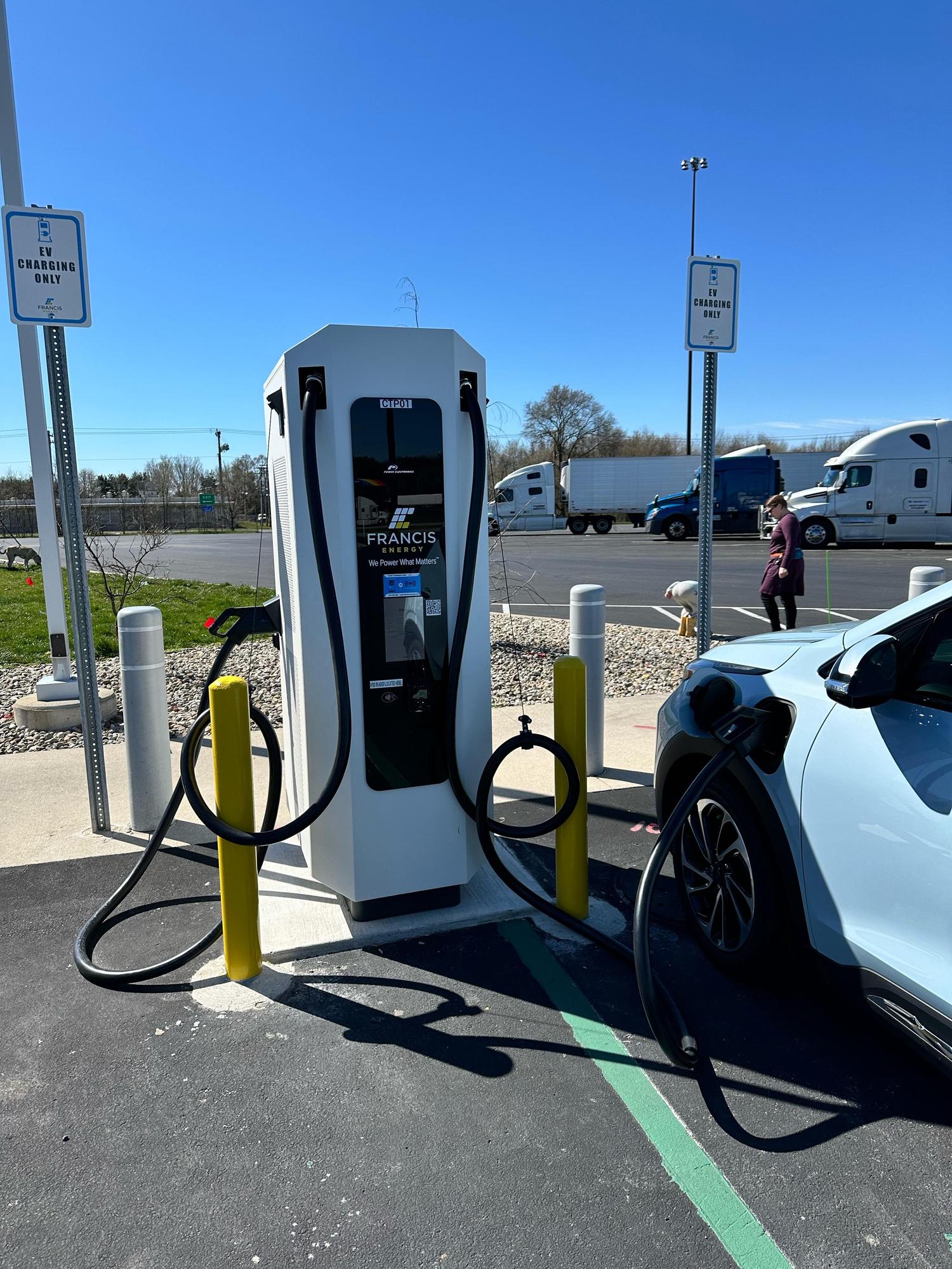 George N Craig Travel Plaza | Elkhart, IN | EV Station