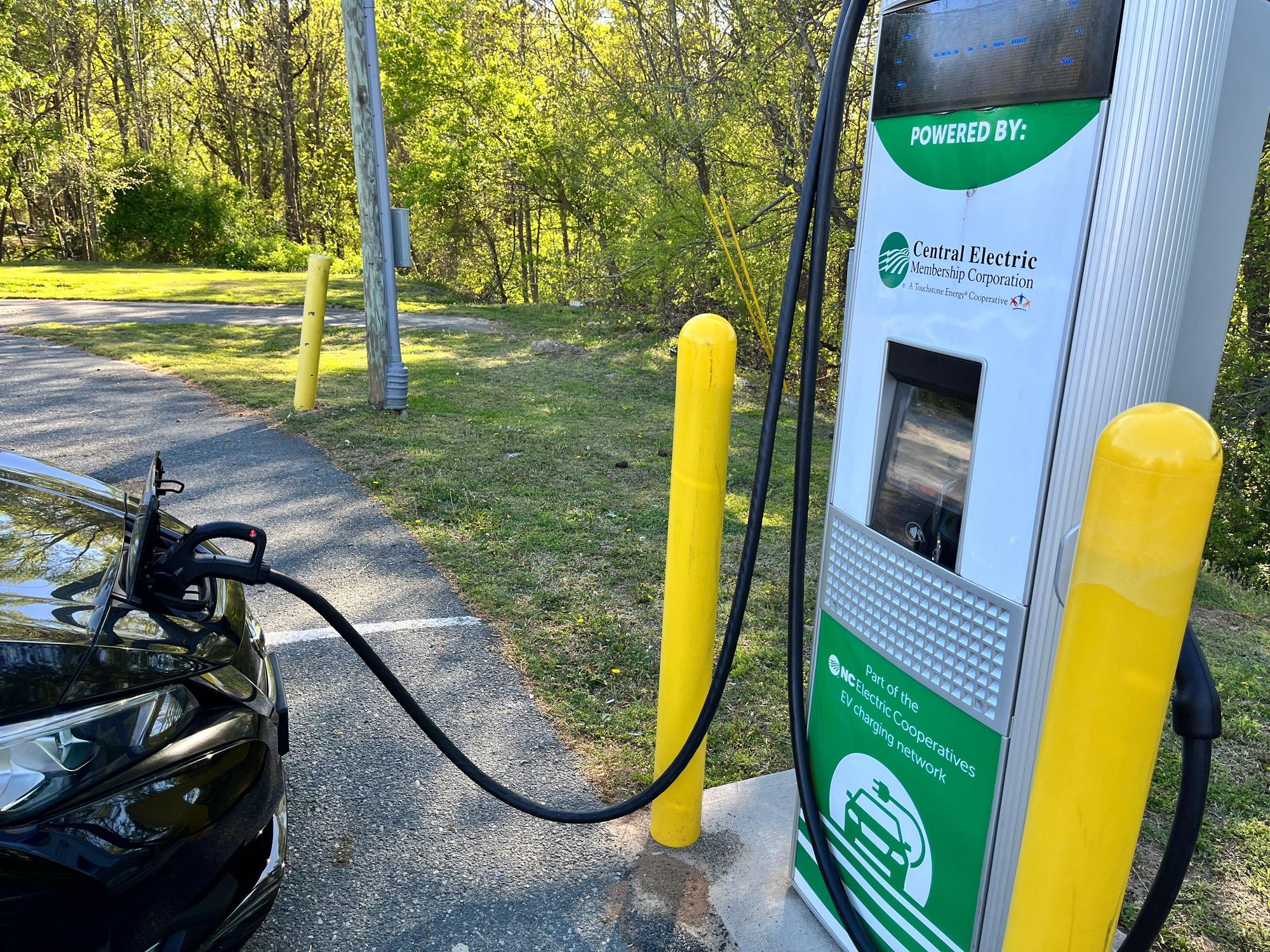 Jordan Dam Mini Mart Exxon | Moncure, NC | EV Station