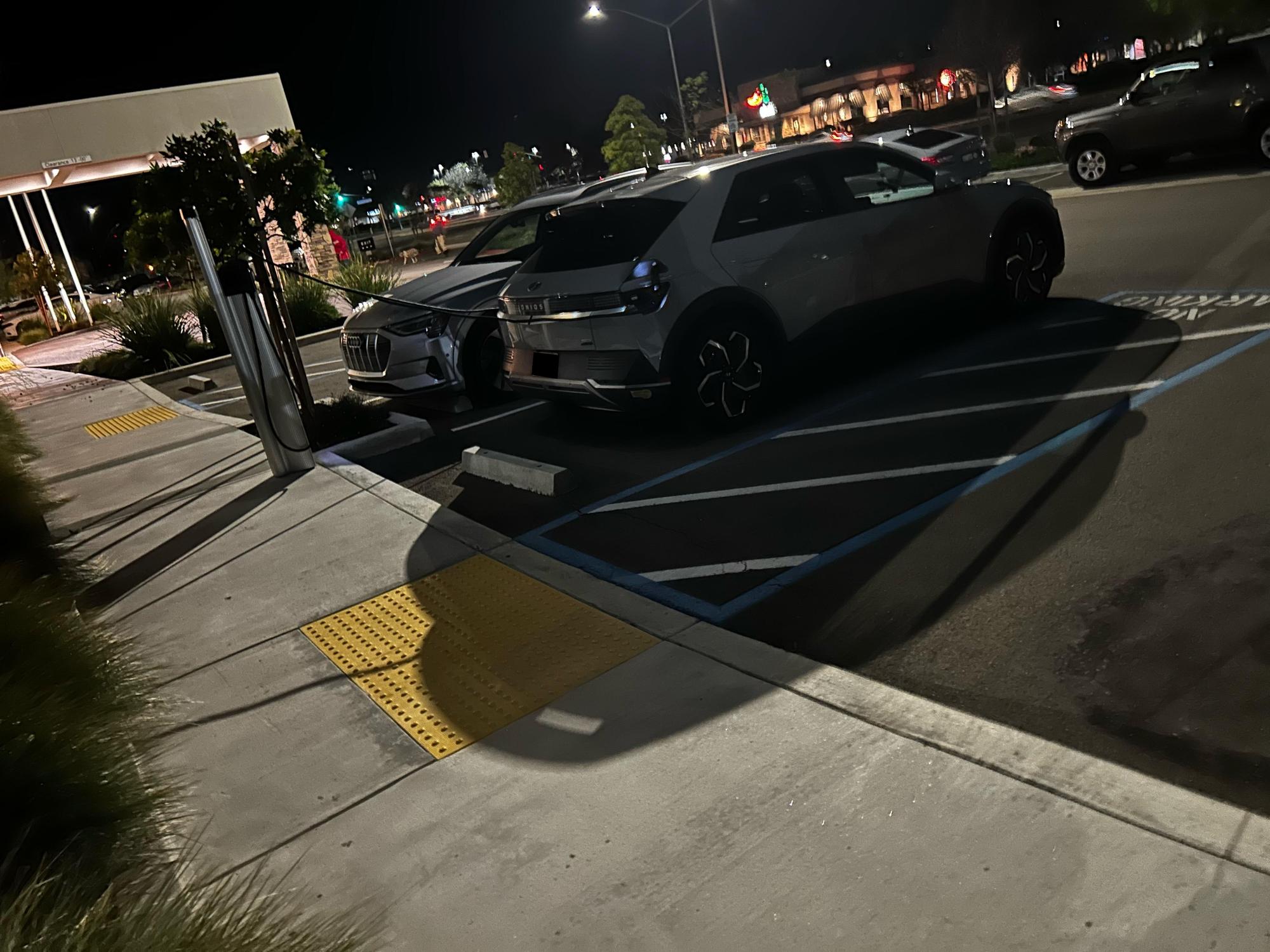 Home2 Suites by Hilton Tracy | Tracy, CA | EV Station