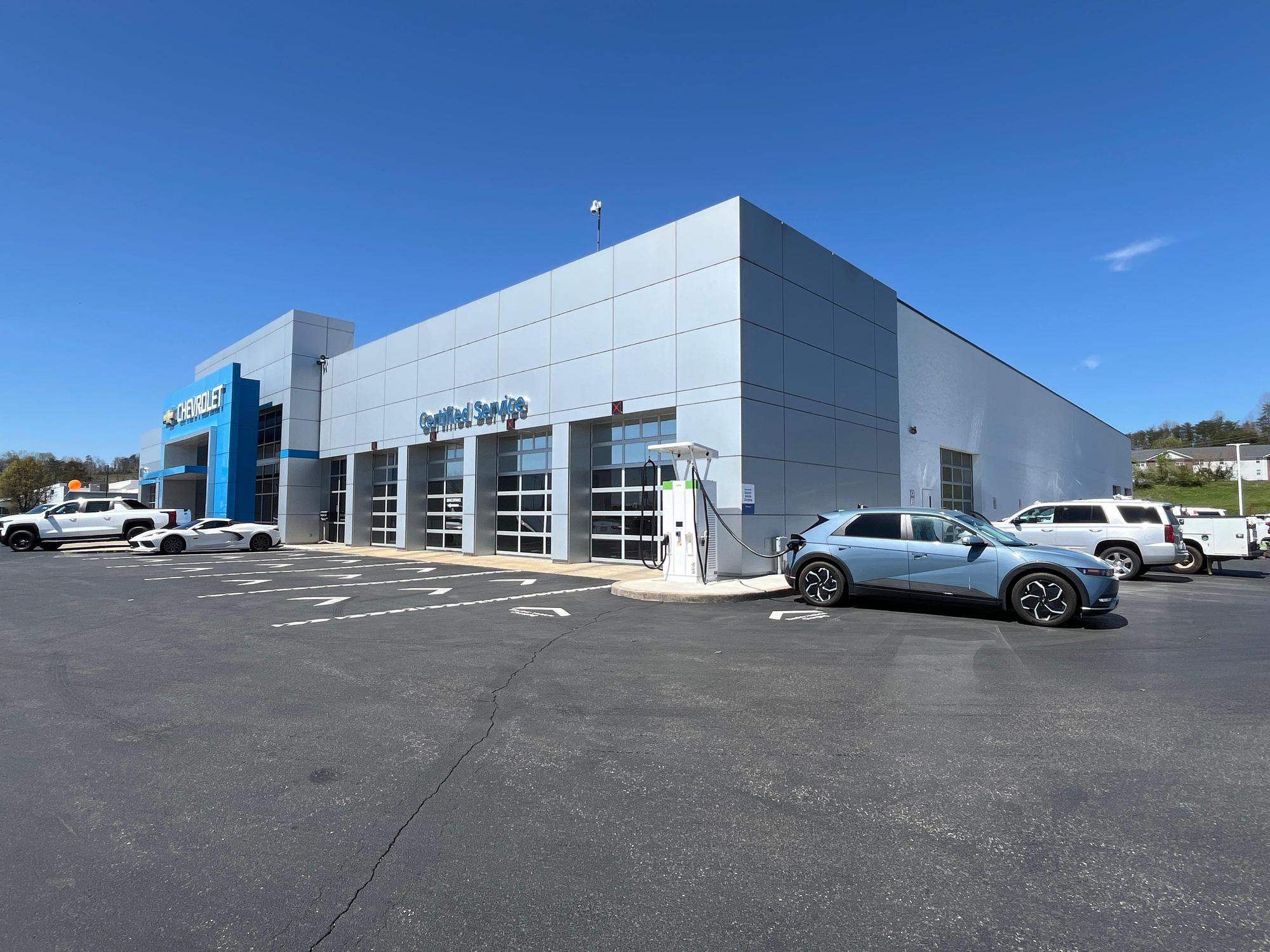 Cardinal Chevrolet | Hurricane, WV | EV Station