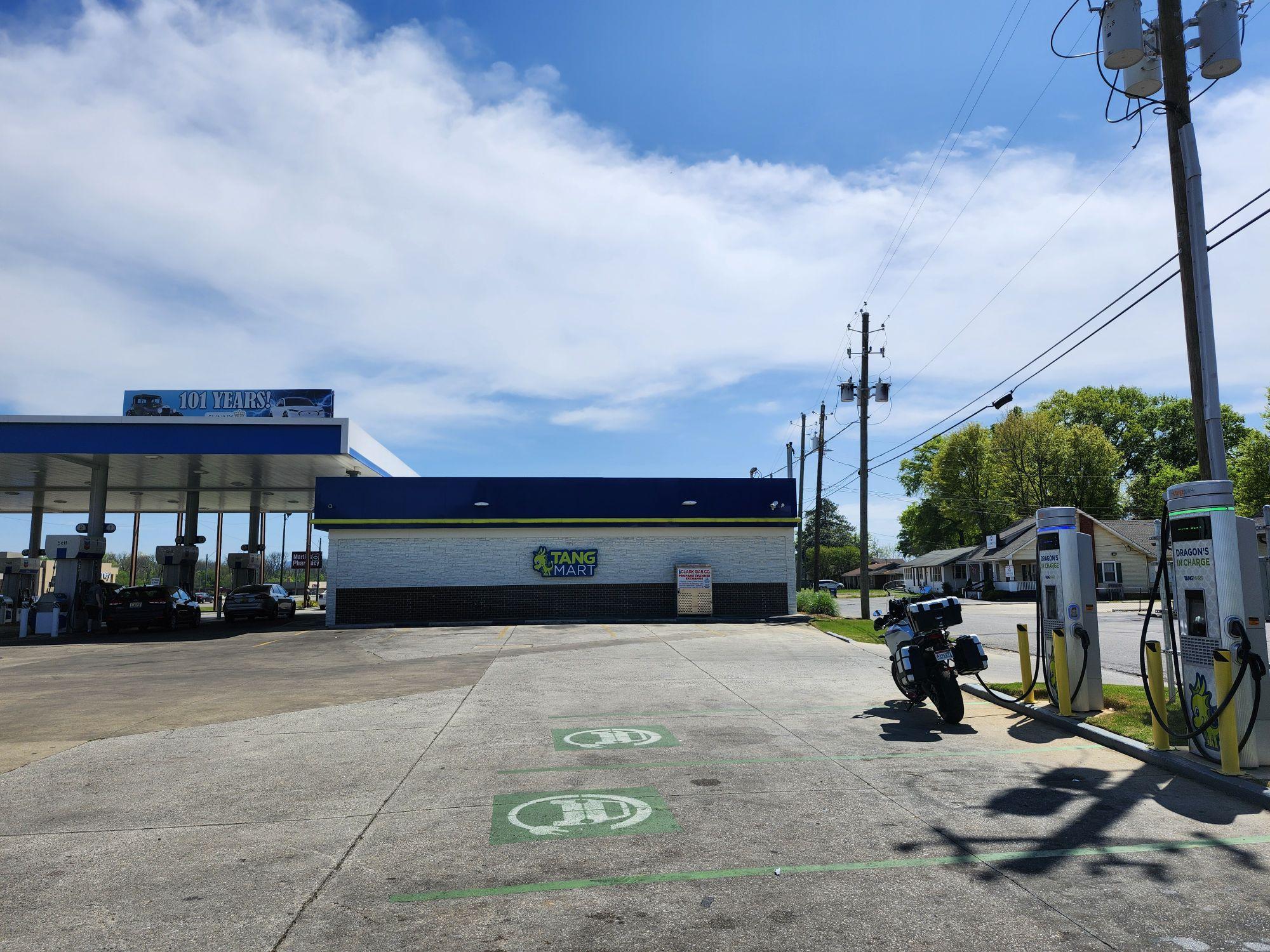 Tang Mart / Chevron | Oxford, AL | EV Station