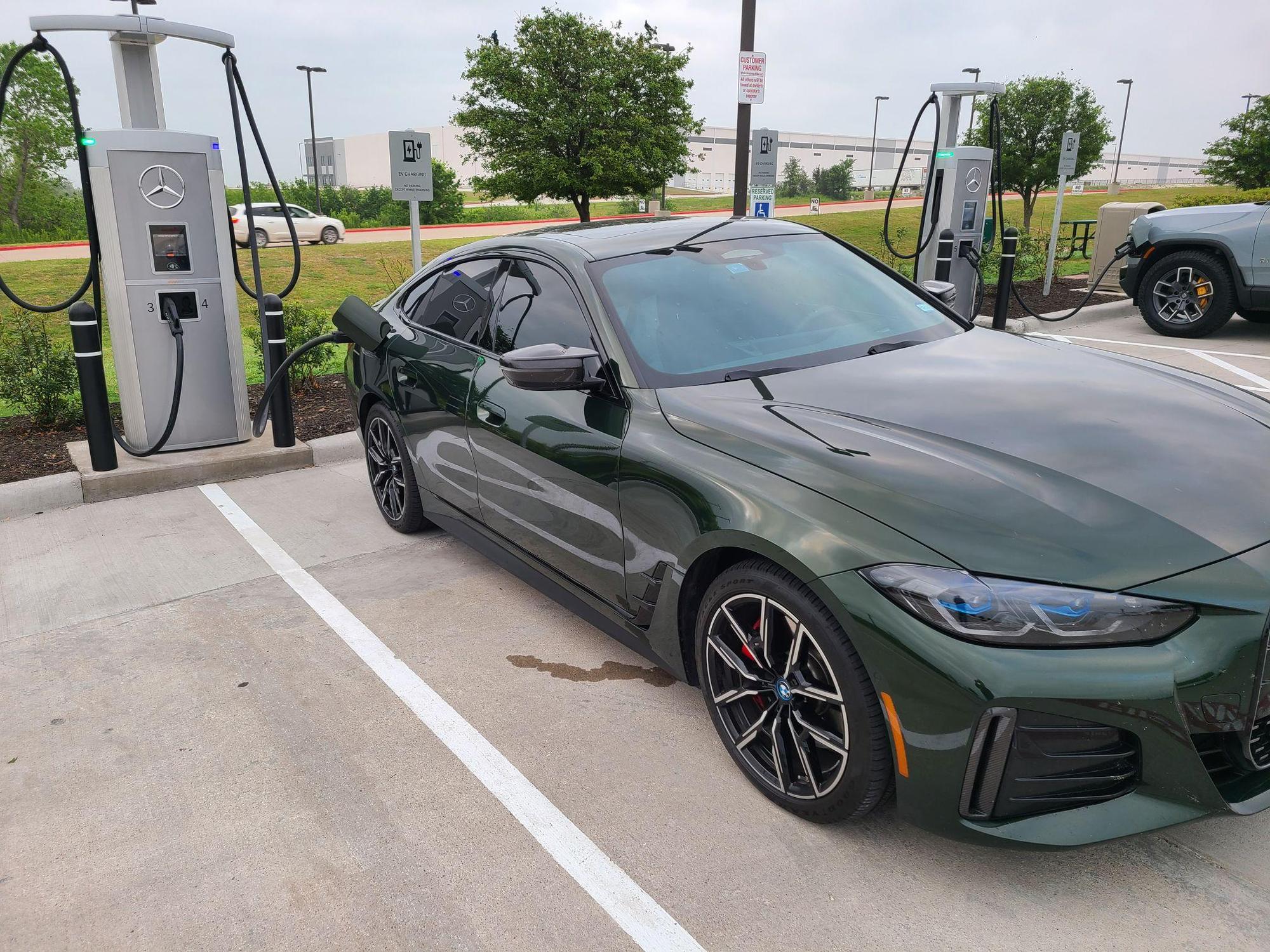 Buc-ee's Temple, TX | Mercedes-Benz High-Power Charging | Temple, TX ...