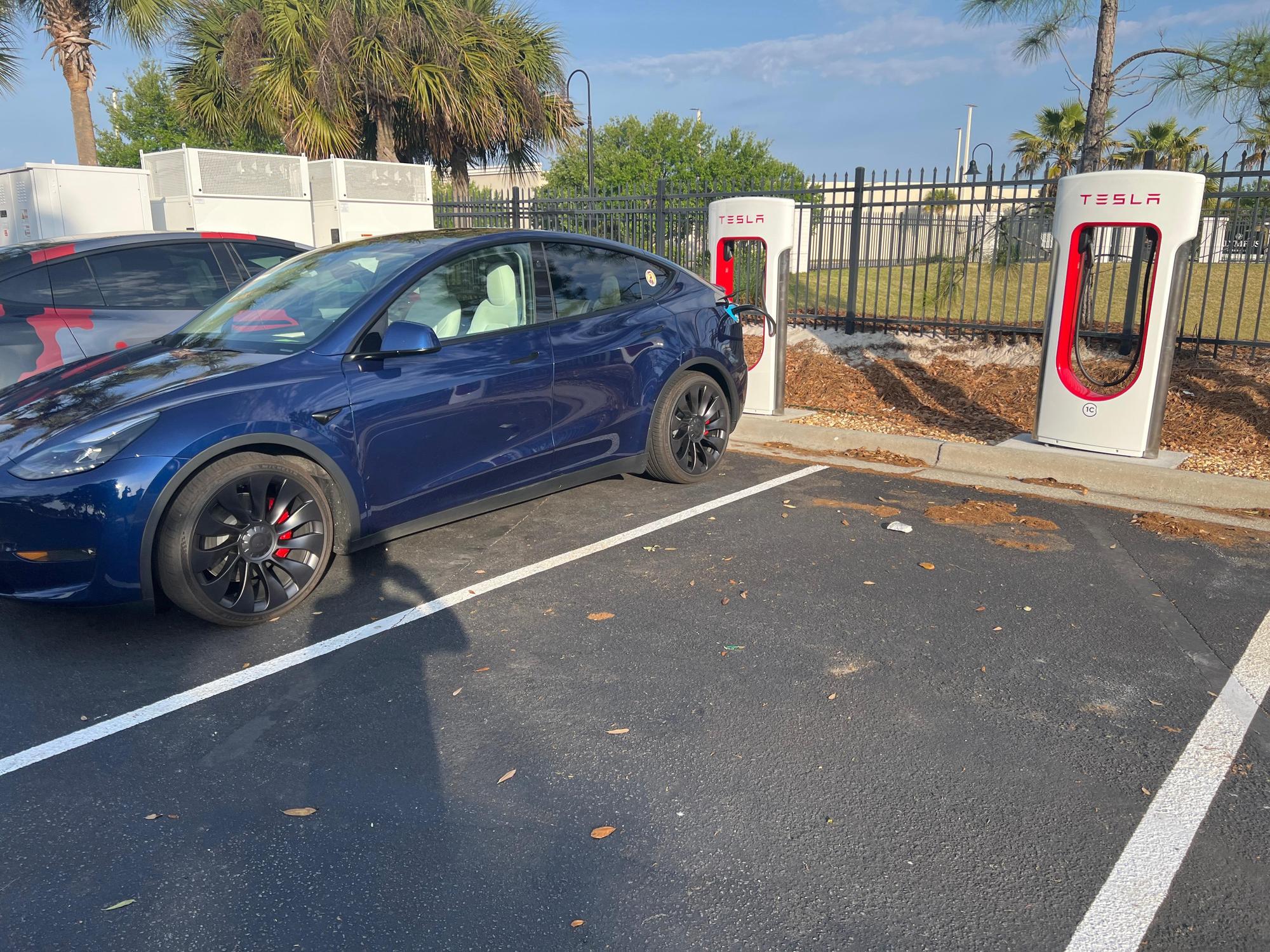 Winn Dixie | Destin, FL | EV Station