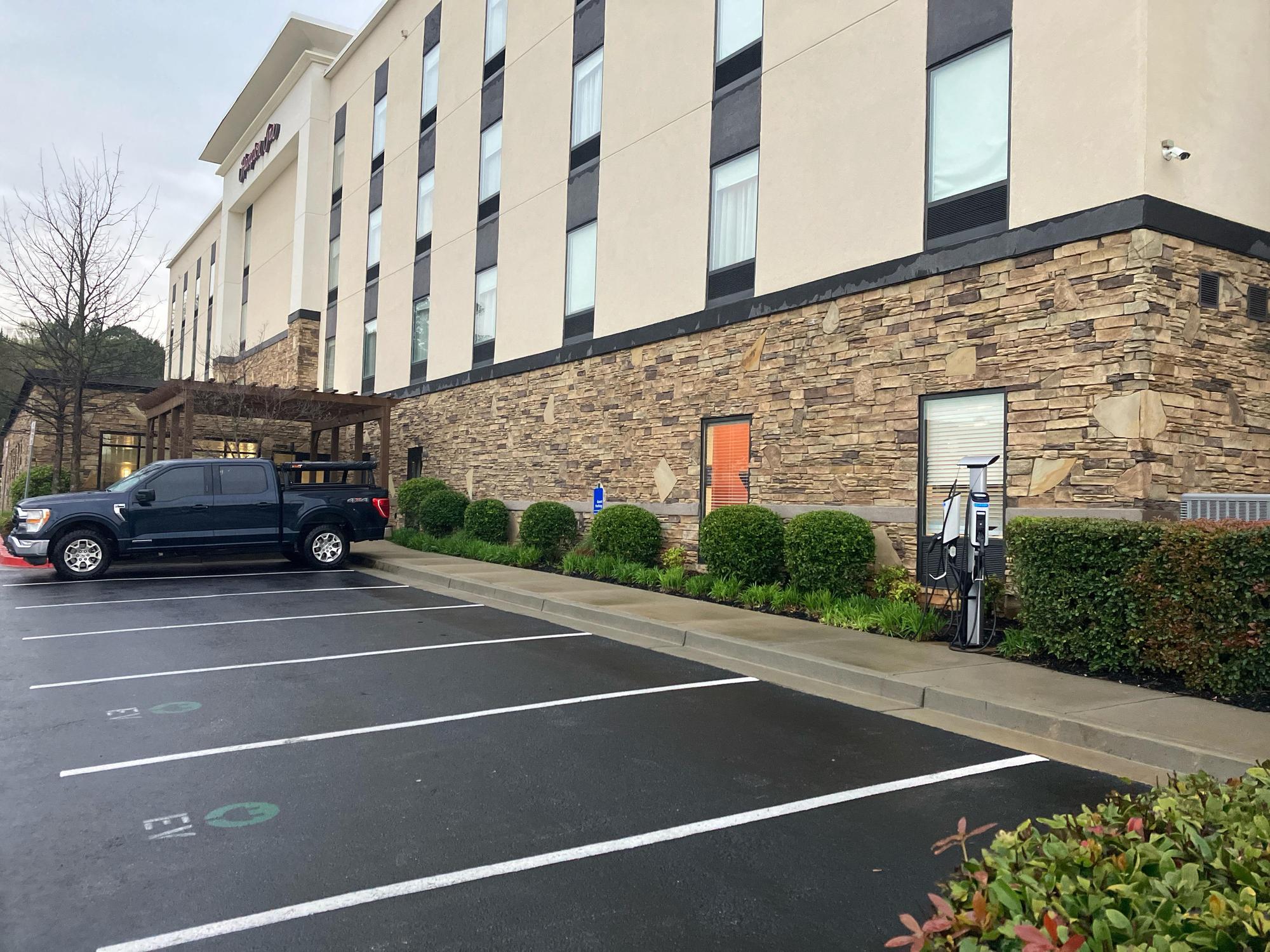 Hampton Inn Emerson LakePoint | Cartersville, GA | EV Station